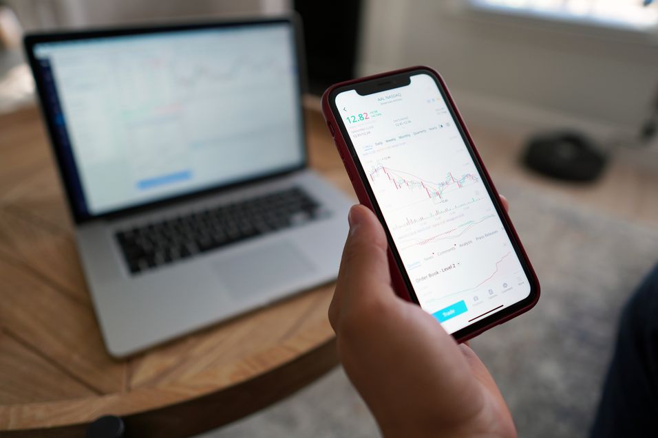 Analyzing Sales of iPhone X: Global Demand and Market Trends