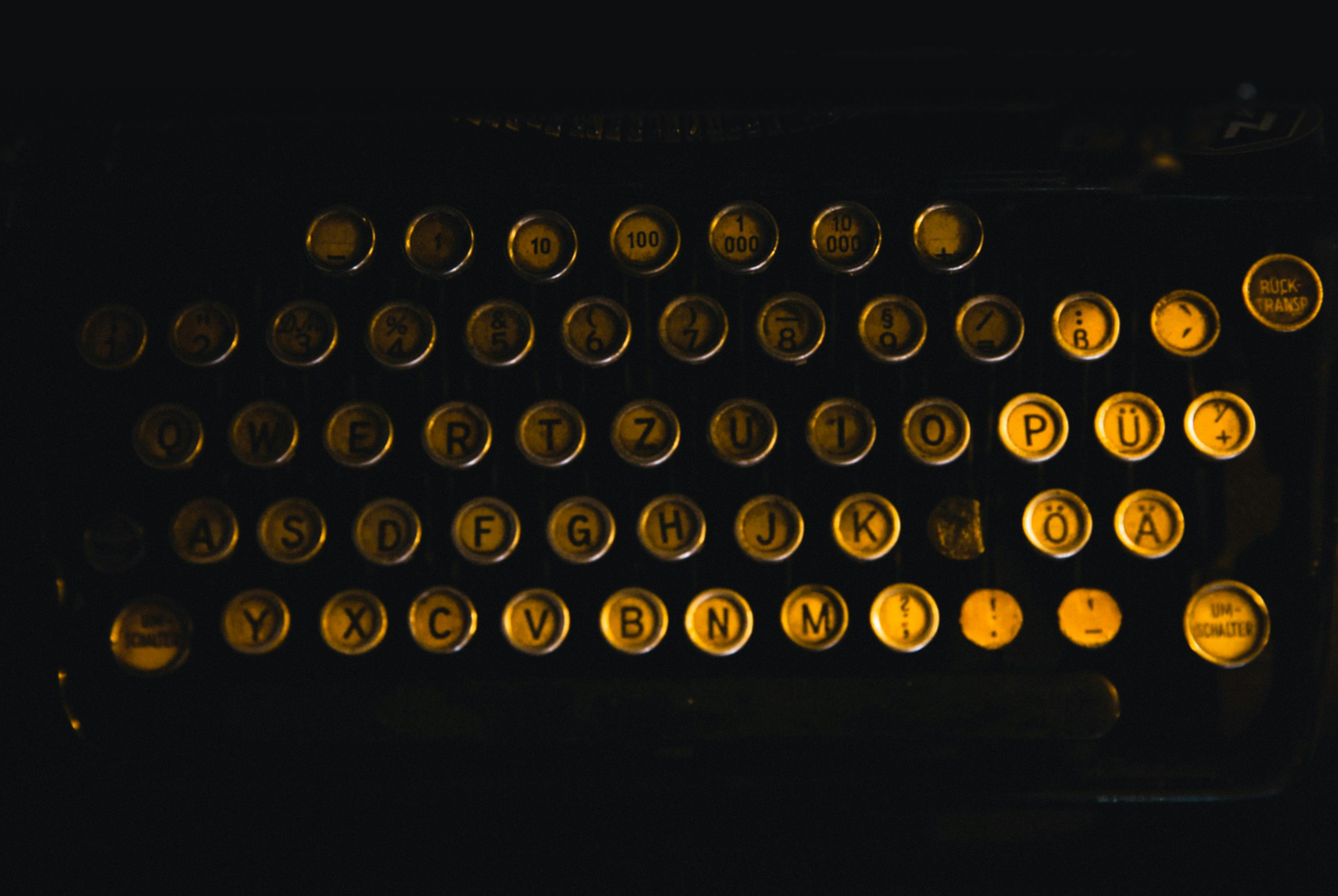 Typewriter Photos, Download The BEST Free Typewriter Stock Photos & HD ...
