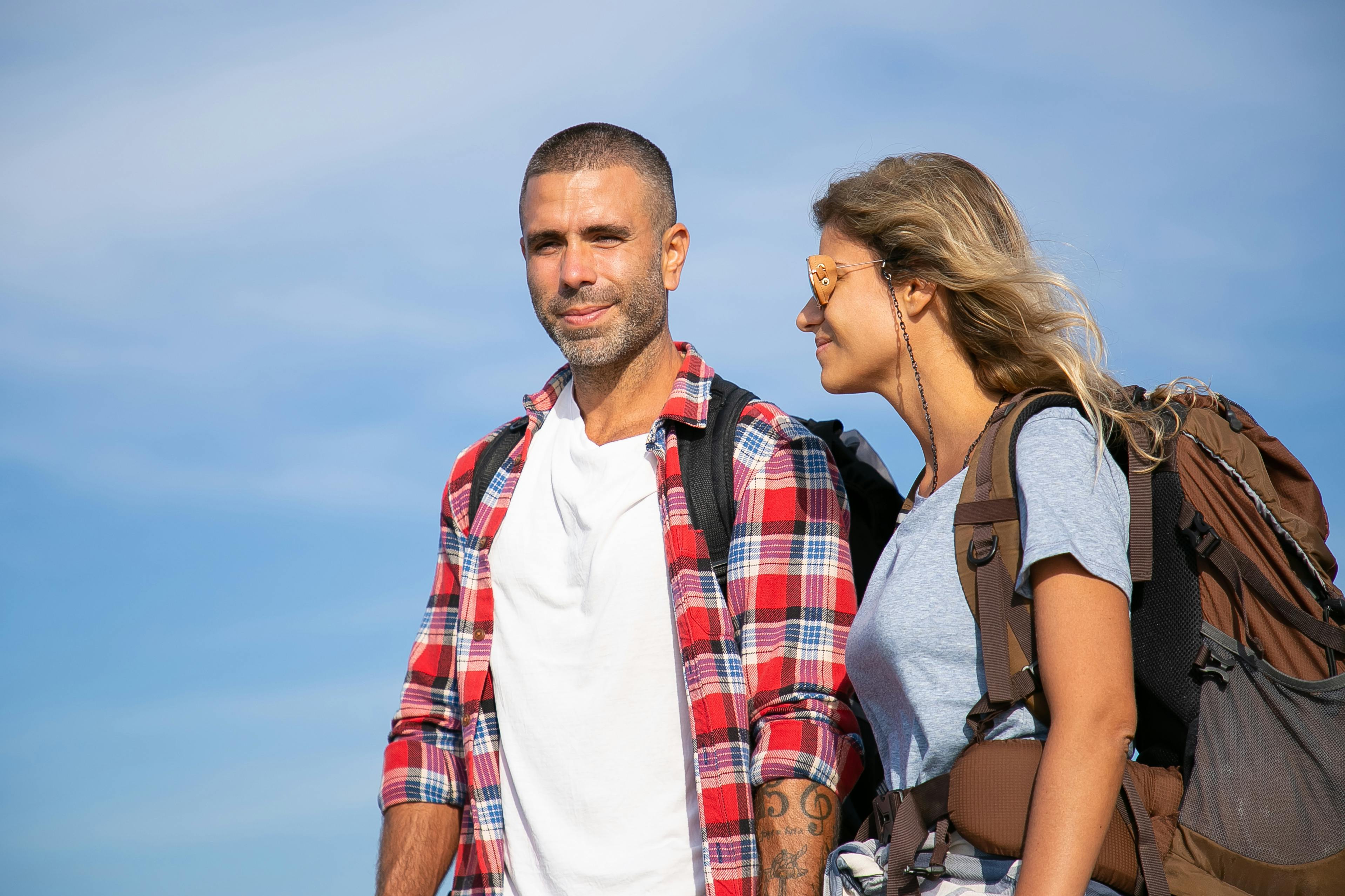 Man Carrying Woman · Free Stock Photo