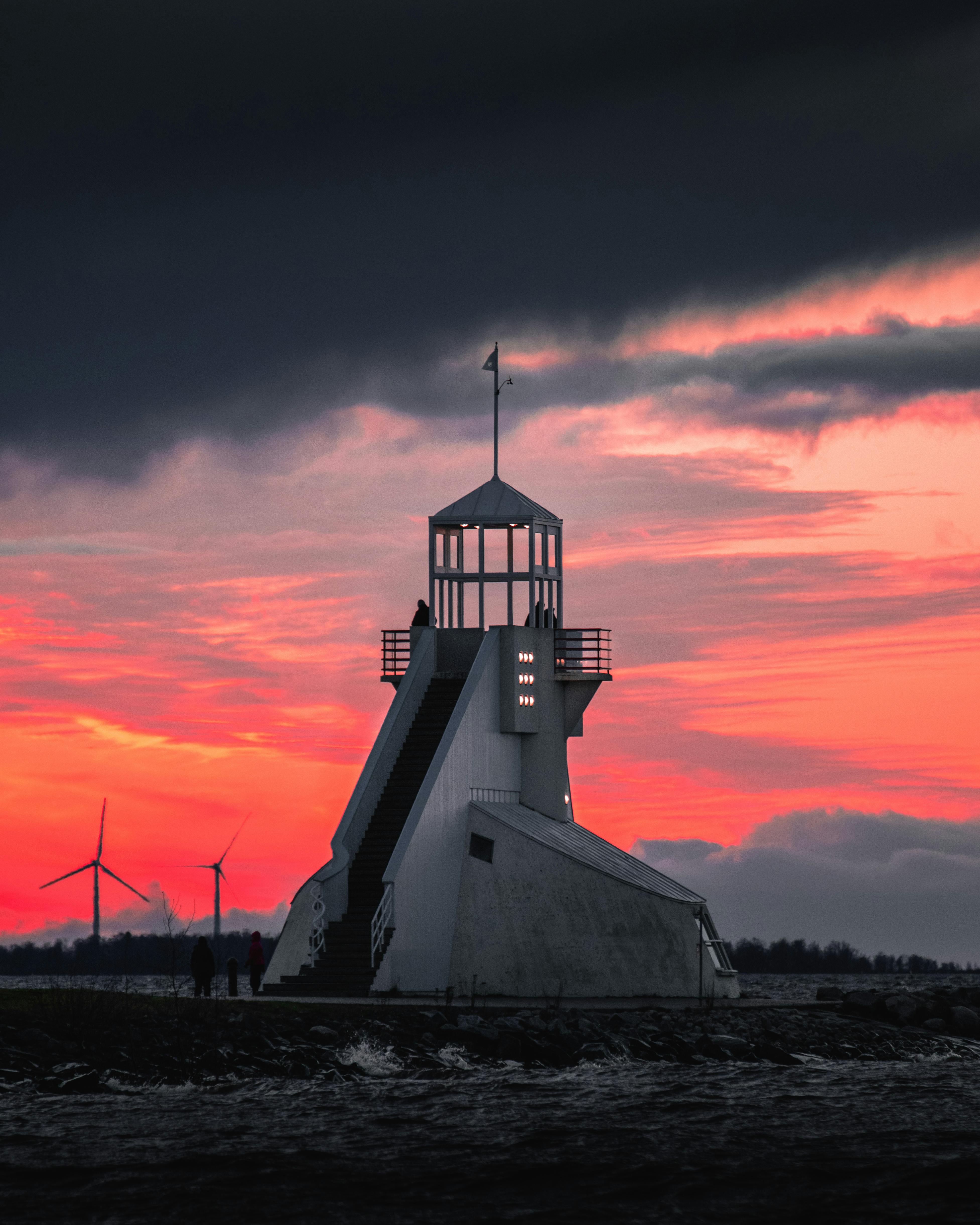 Beach with Lighthouse · Free Stock Photo