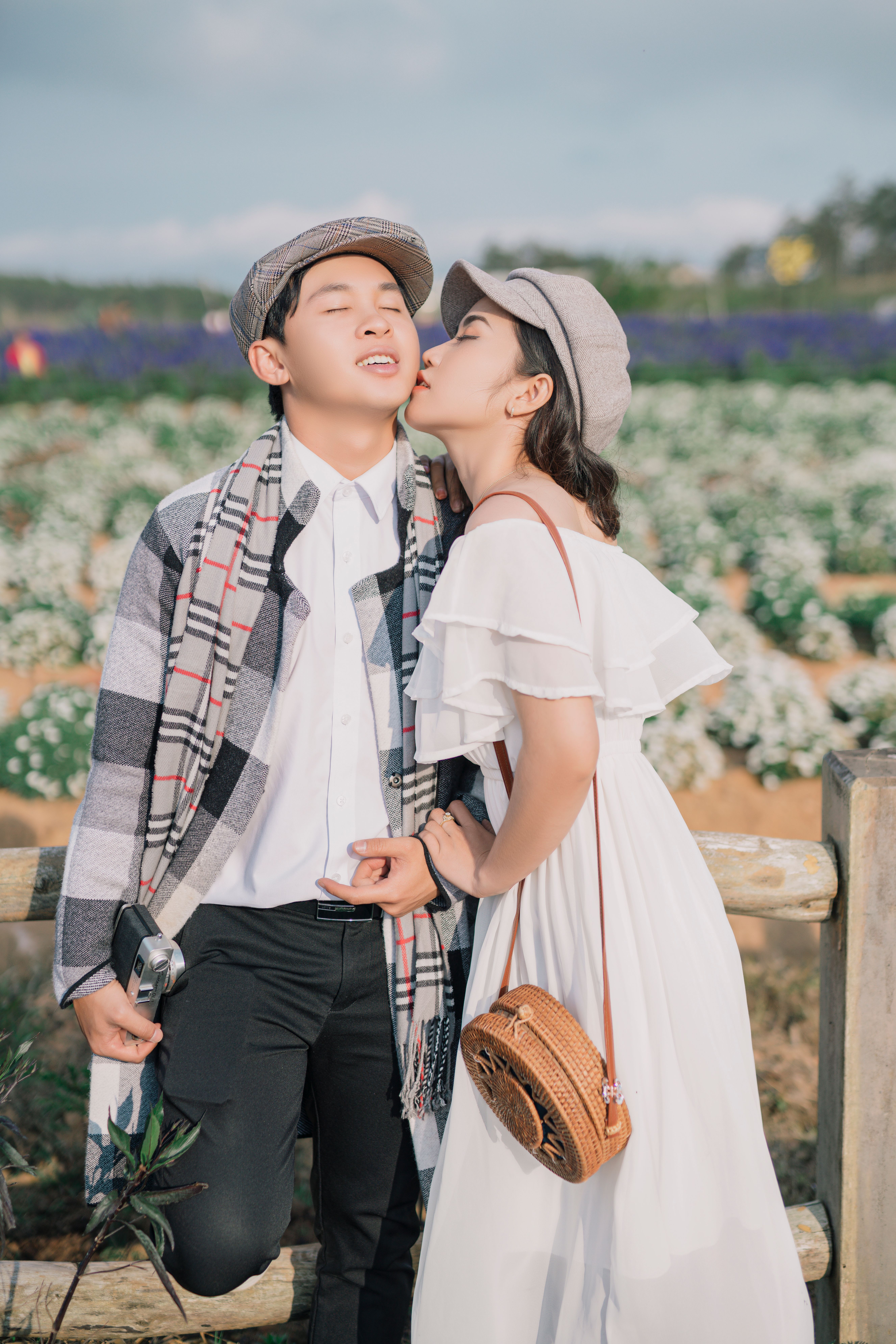 A Couple In Love Showing Affection · Free Stock Photo