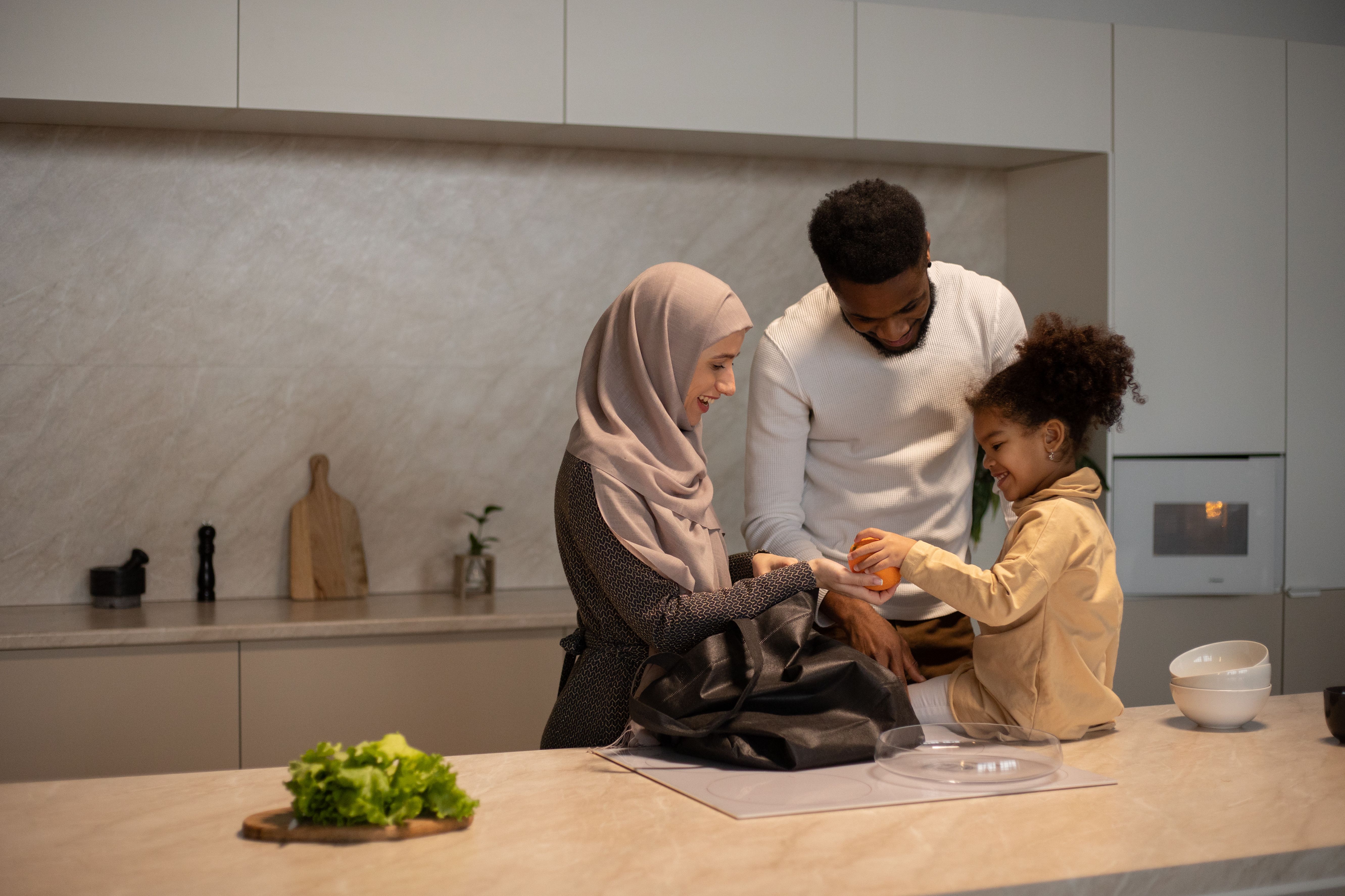 Muslim Parent Photos, Download The BEST Free Muslim Parent Stock Photos ...