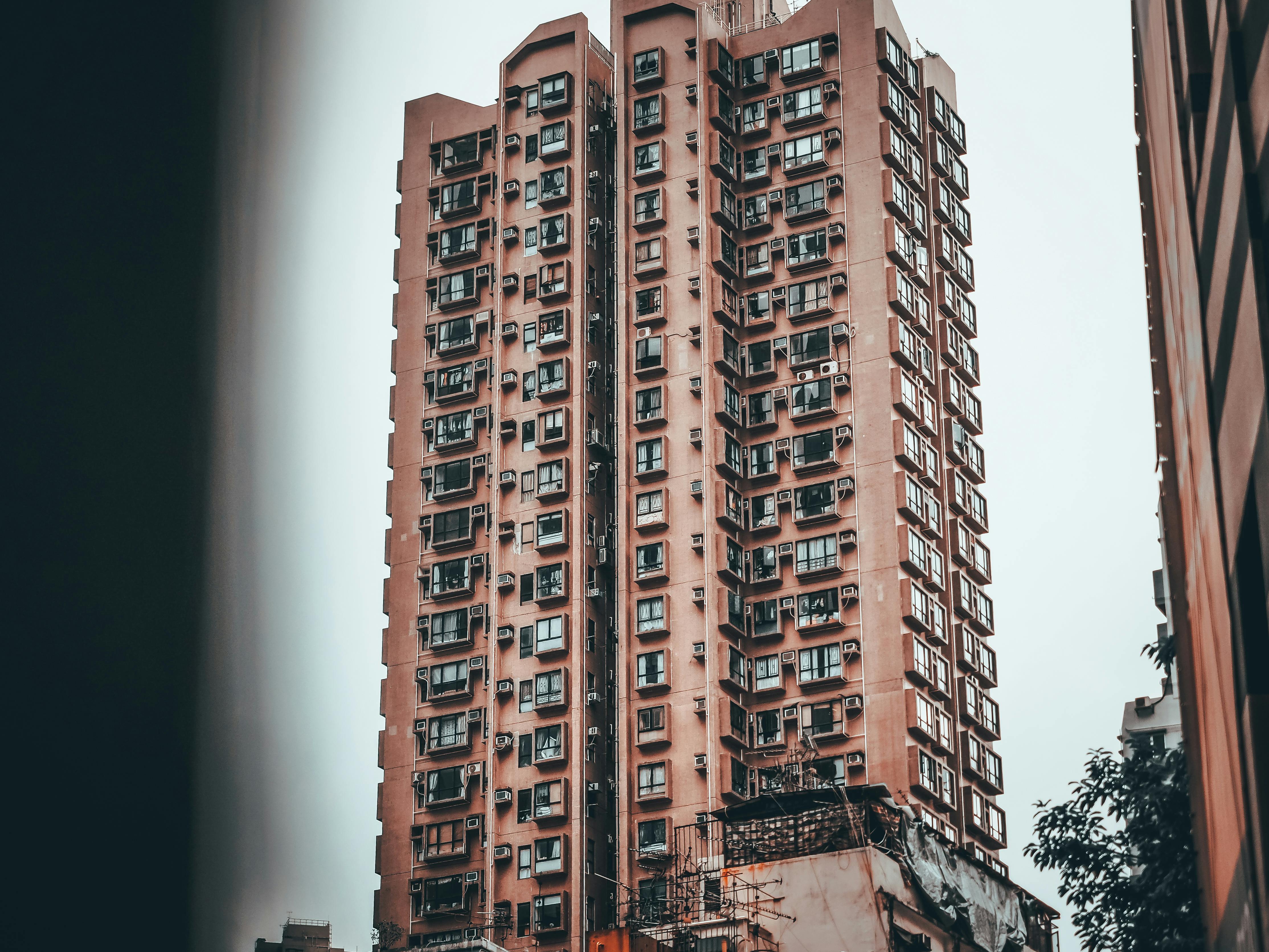 A Tall Apartment Building in a City · Free Stock Photo