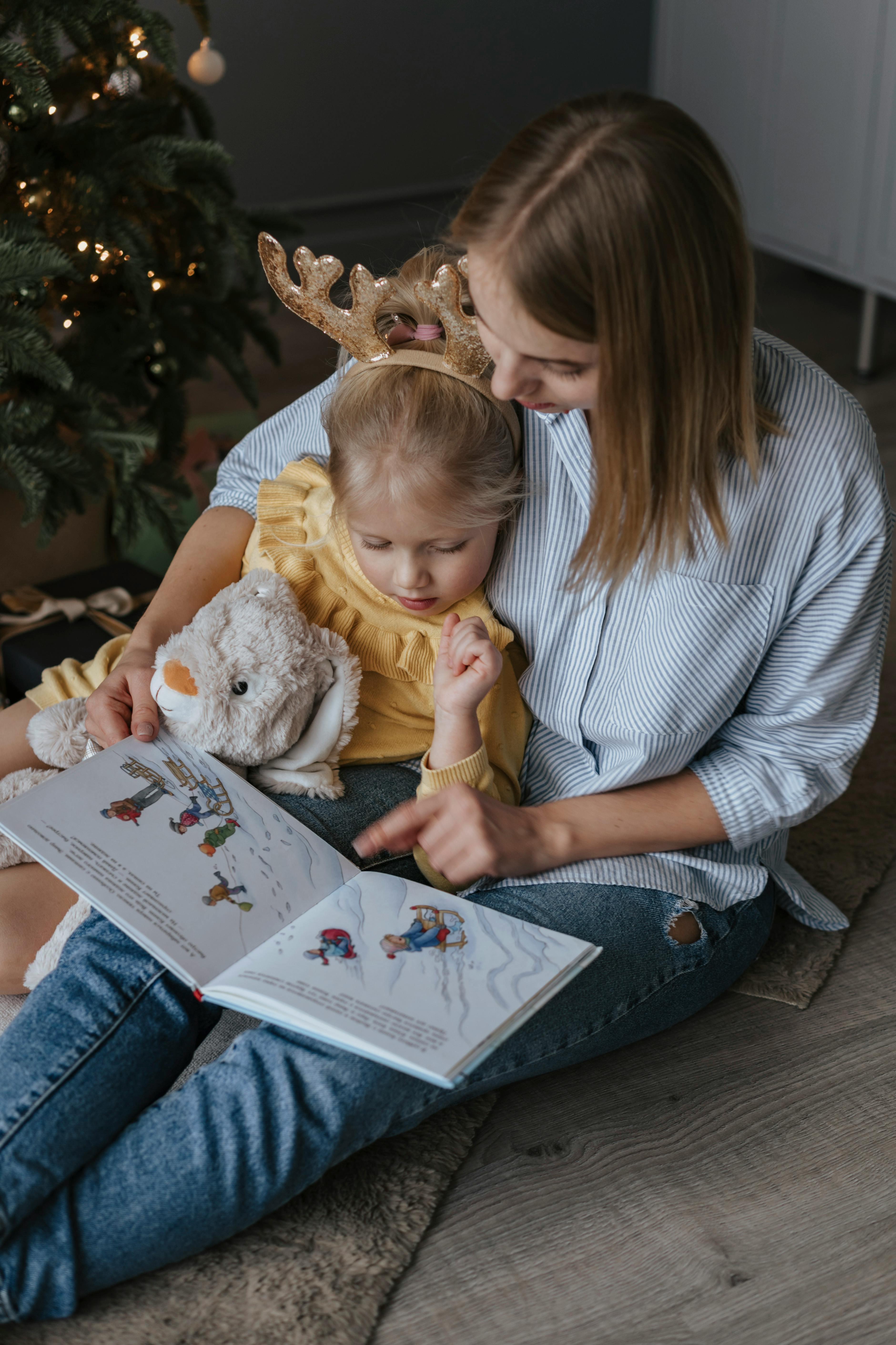 Christmas Snuggles Photos, Download The BEST Free Christmas Snuggles ...