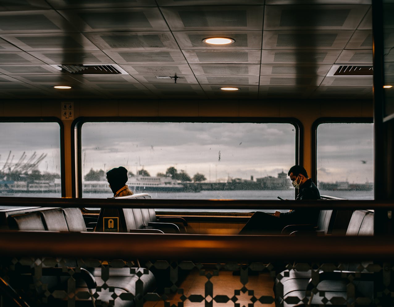 MV Georgic: Maritime History and Operational Insights