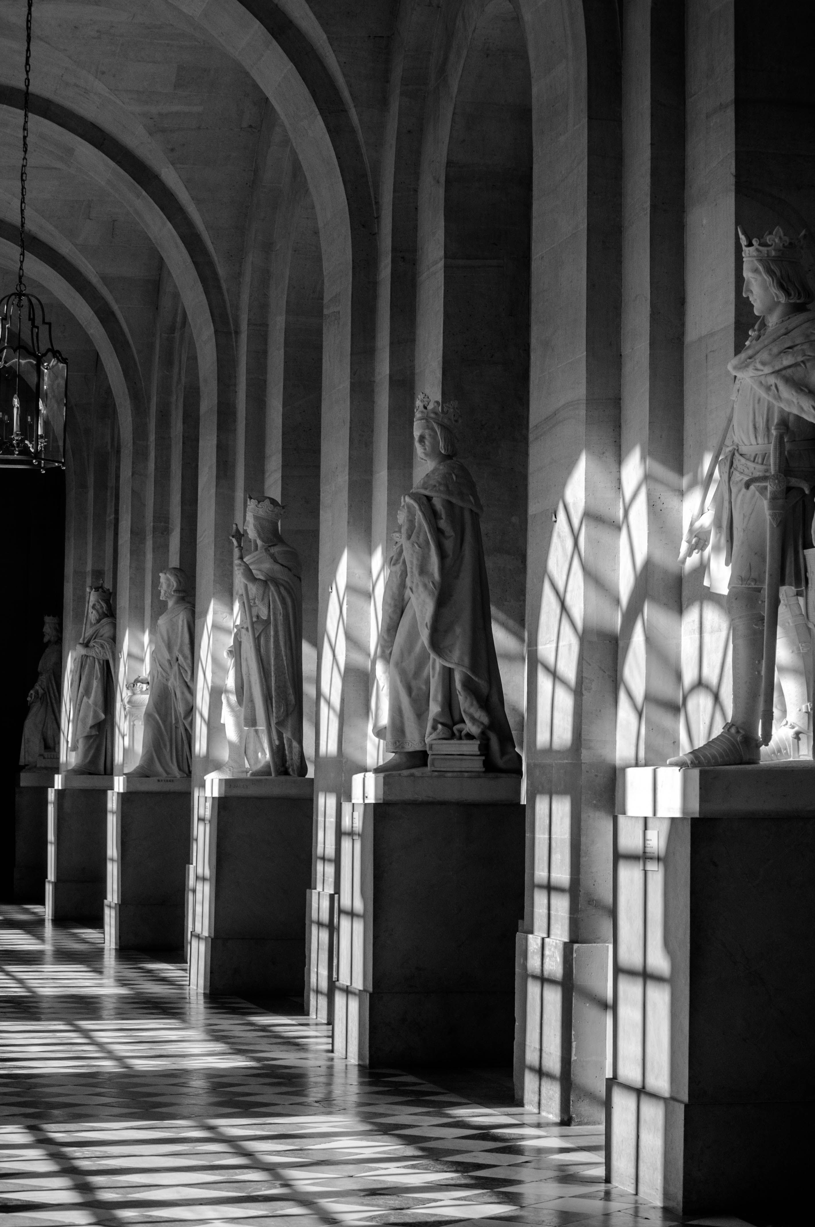 A Statue in a Dark Room · Free Stock Photo