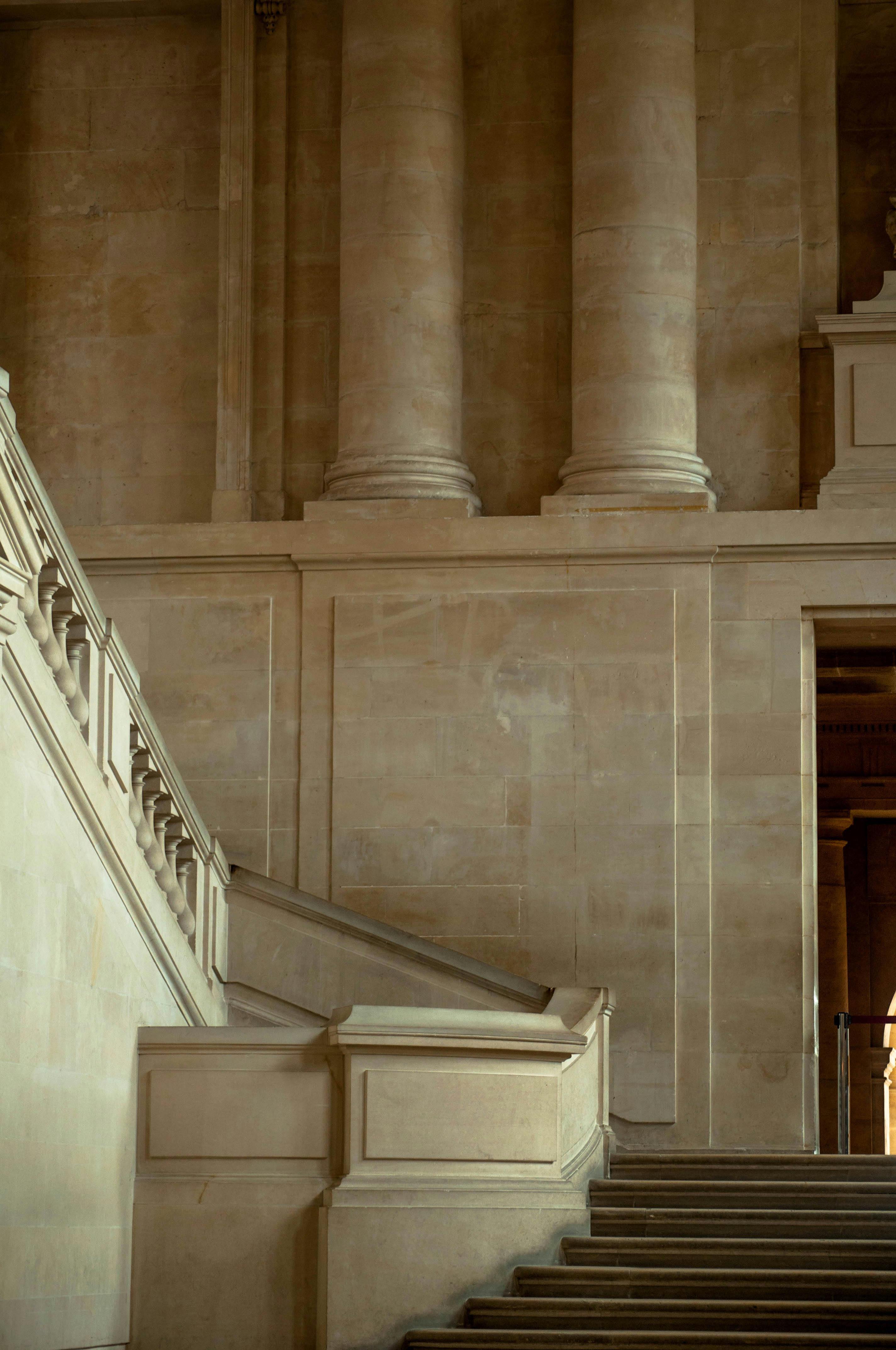 Concrete Building · Free Stock Photo