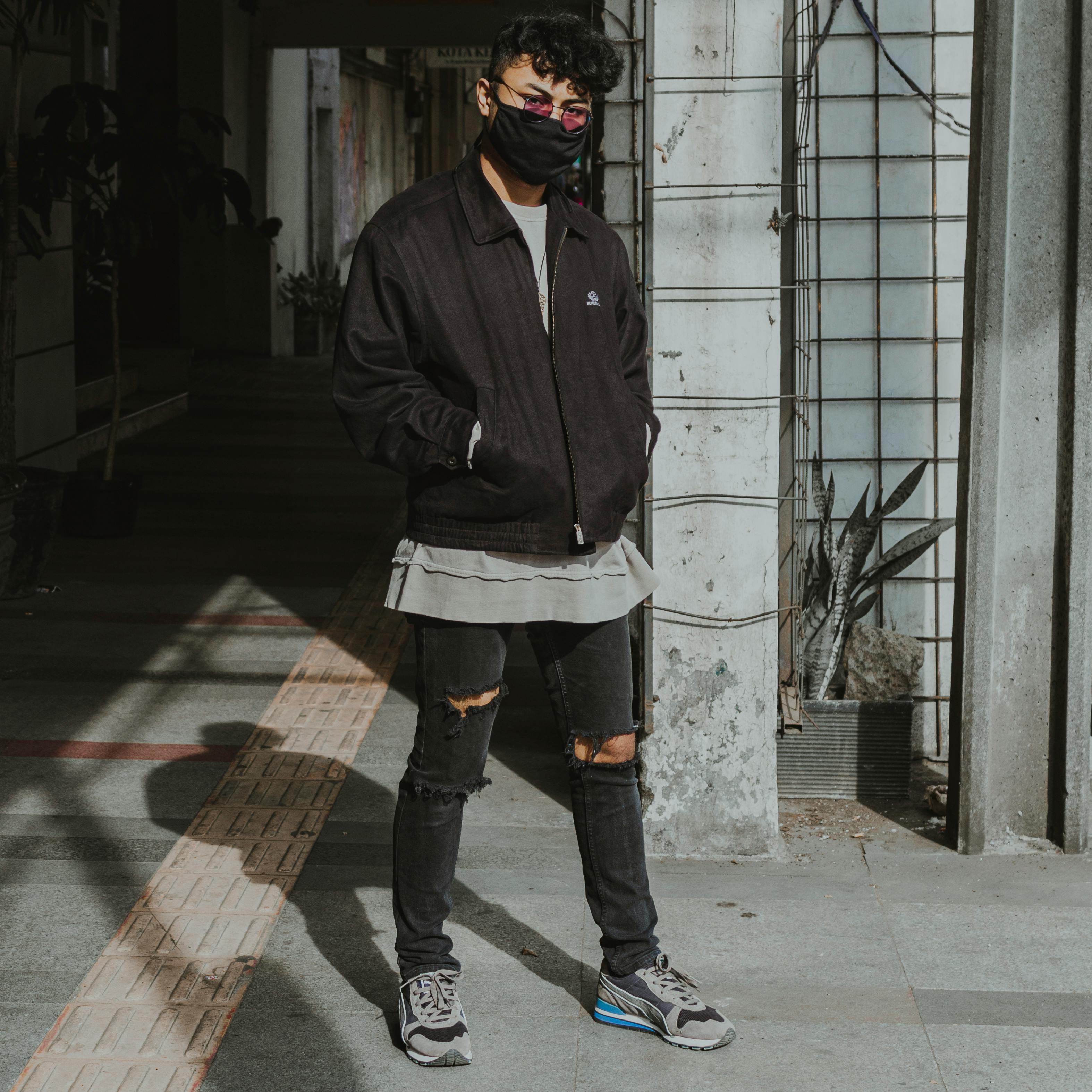 Mask Rip Photos, Download The BEST Free Mask Rip Stock Photos & HD Images