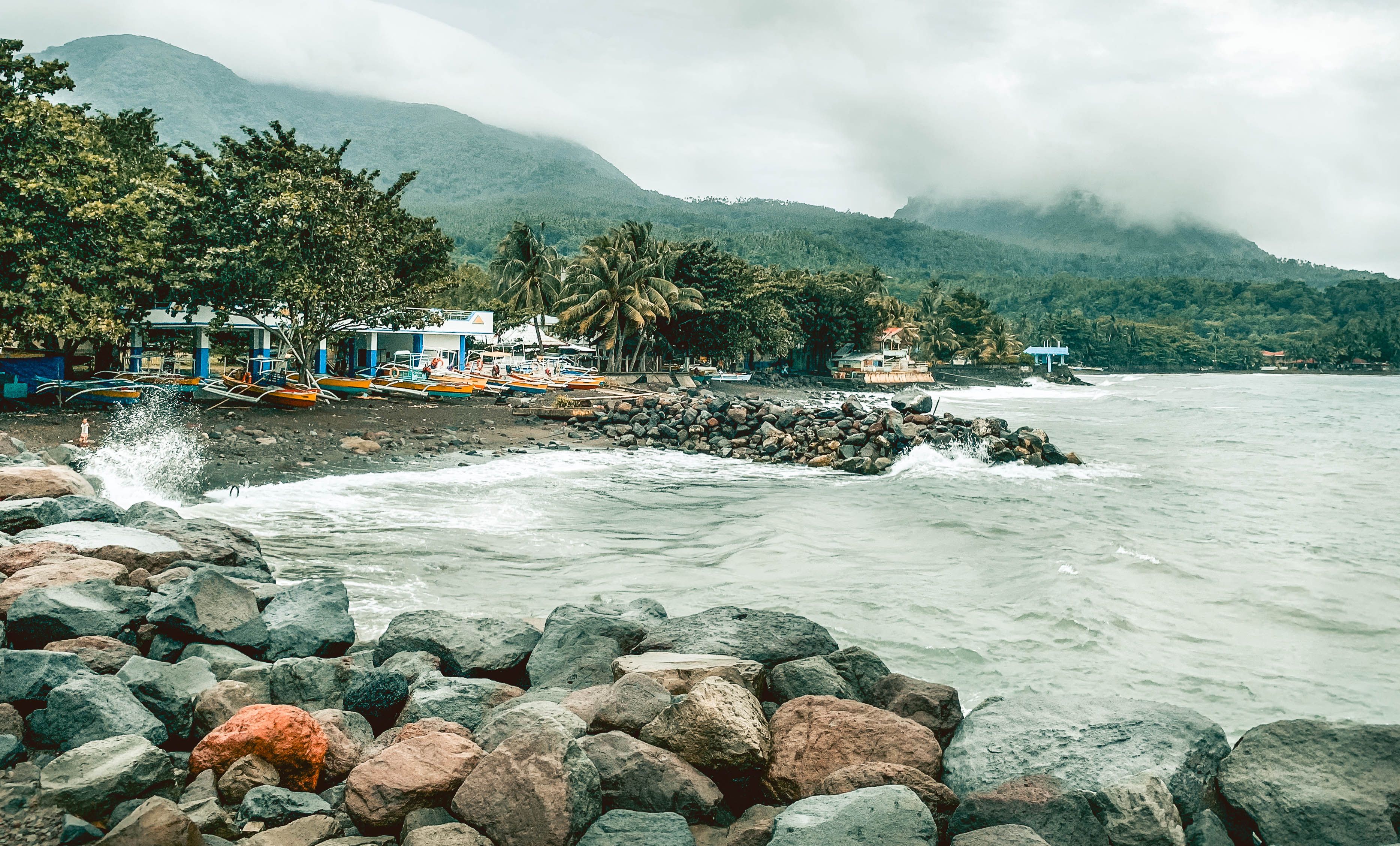 People Fishing on the Sea · Free Stock Photo