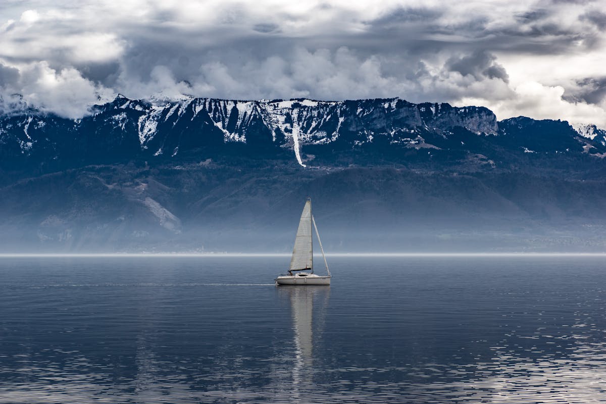 Sailing Photos, Download The BEST Free Sailing Stock Photos & HD Images