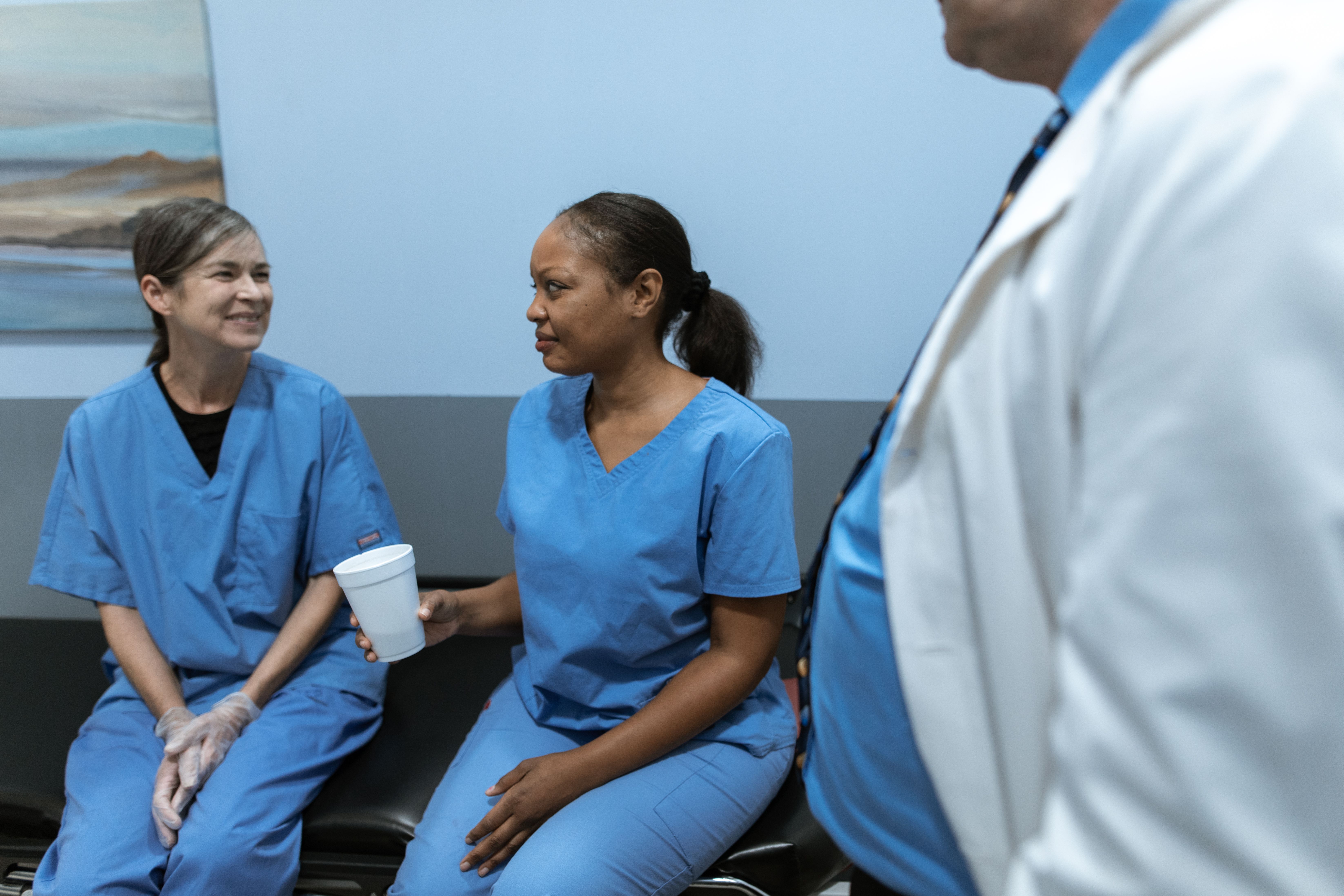 Female Nurses Photos, Download The BEST Free Female Nurses Stock Photos ...