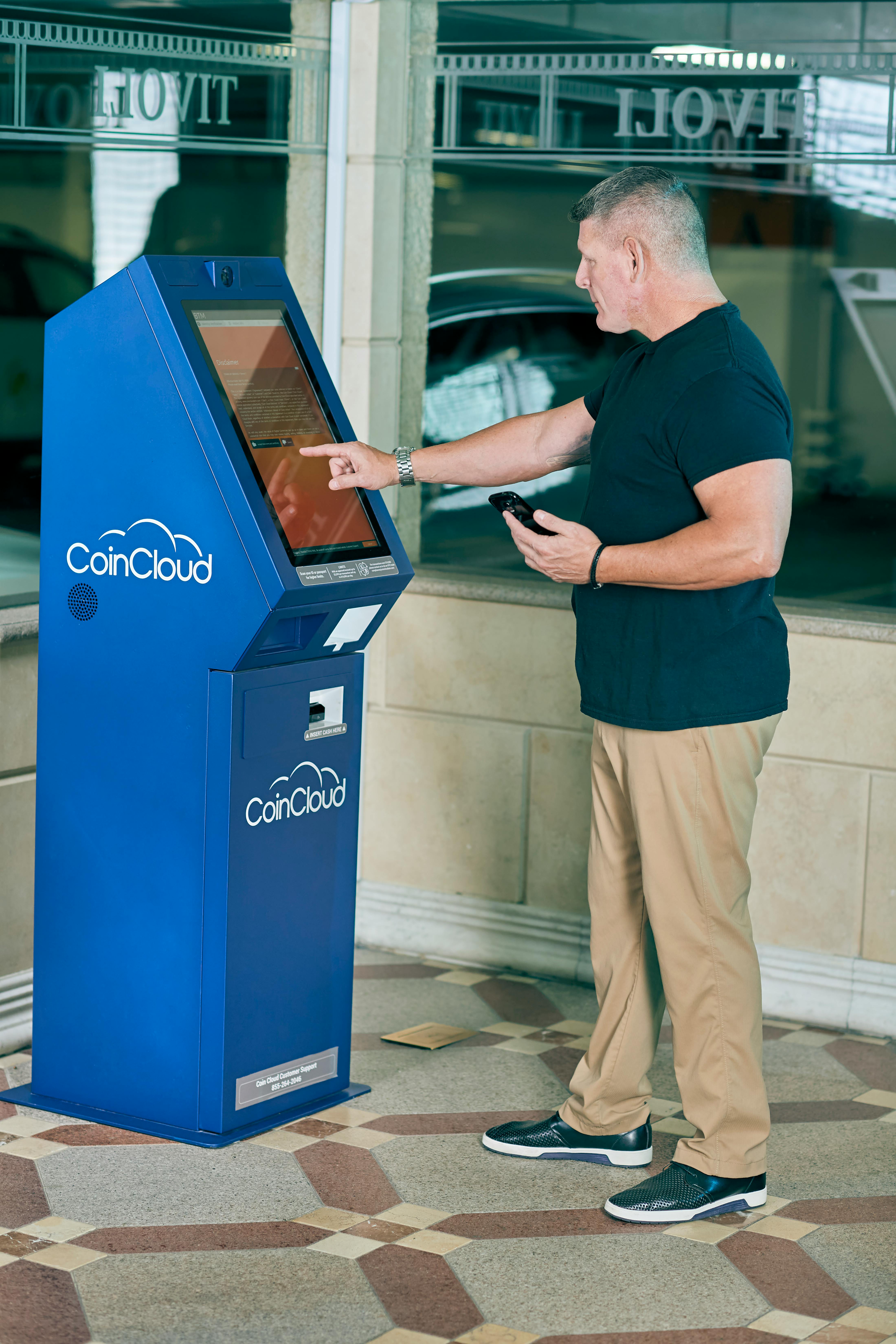 7,726+ Best Free Atm machine Stock Photos & Images · 100% Royalty-Free ...