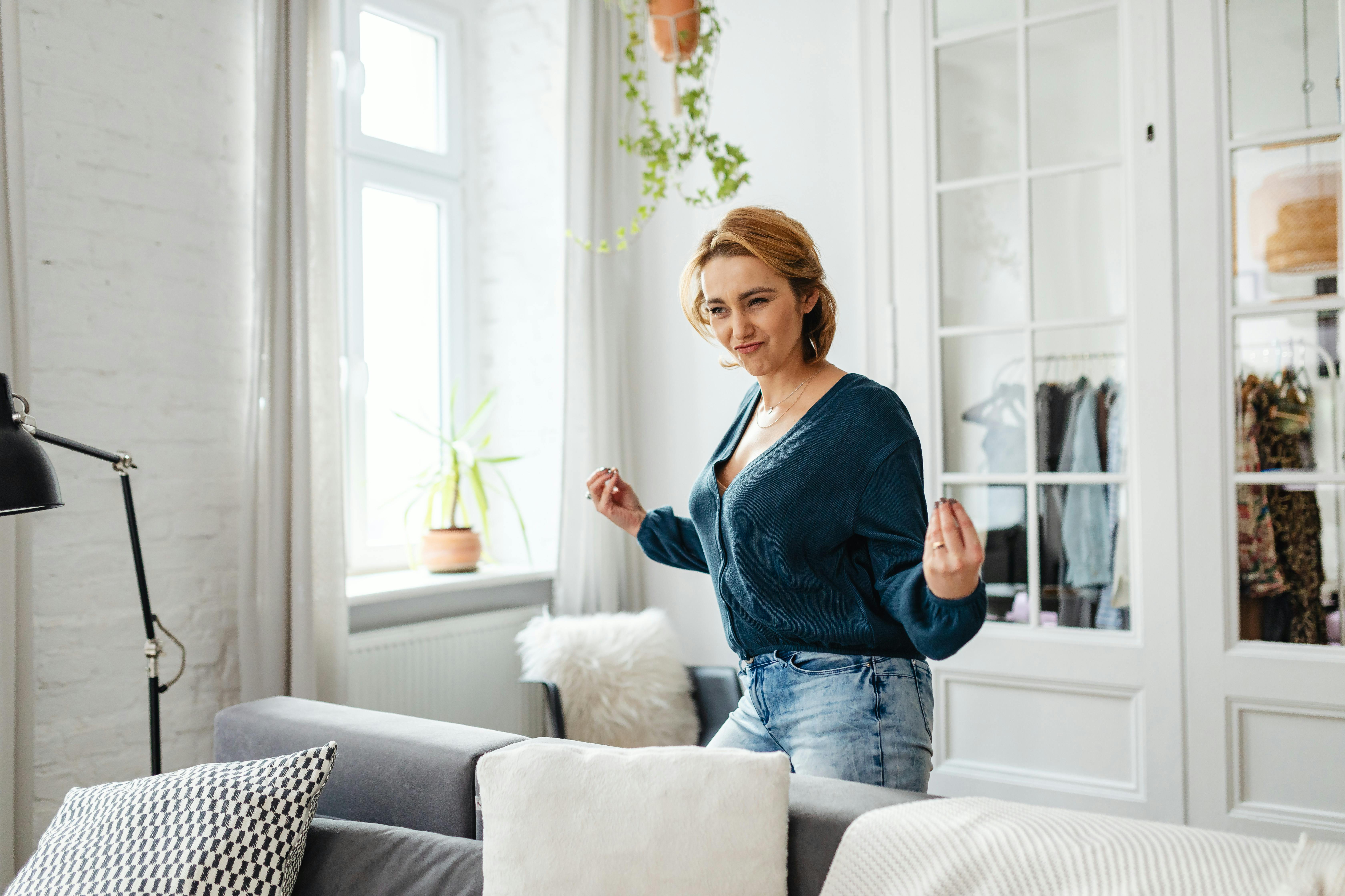 Goofy House Photos, Download The BEST Free Goofy House Stock Photos ...