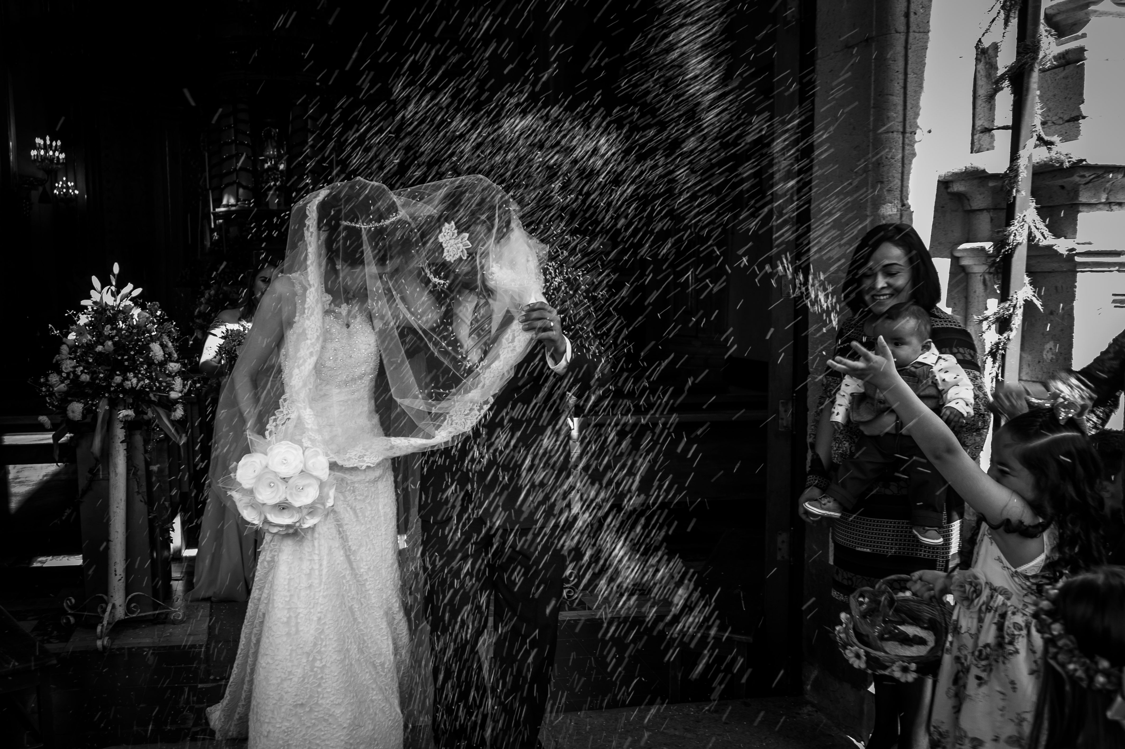 Rice Throwing Photos, Download The BEST Free Rice Throwing Stock Photos ...