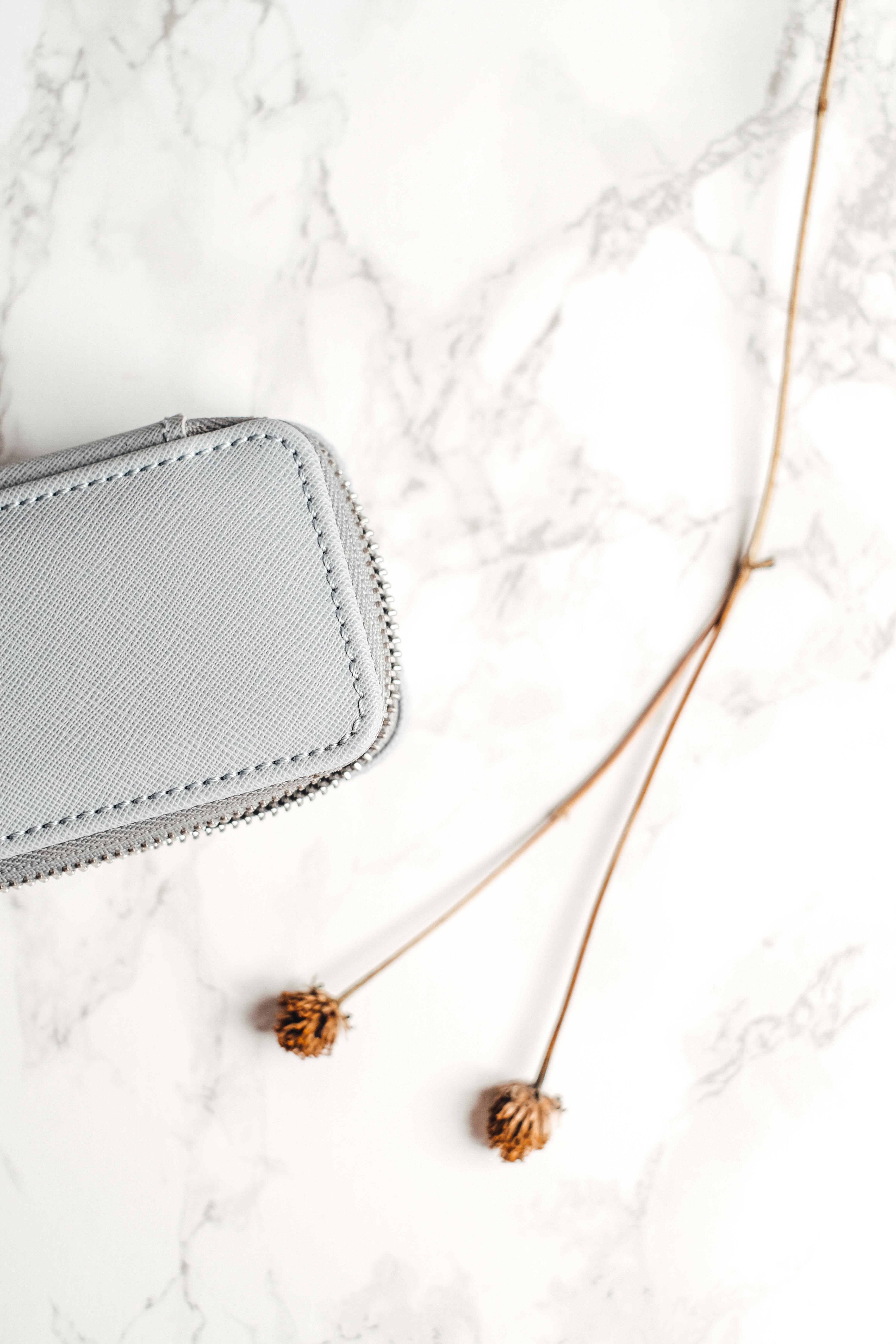 Gray Pouch Photos, Download The BEST Free Gray Pouch Stock Photos & HD ...