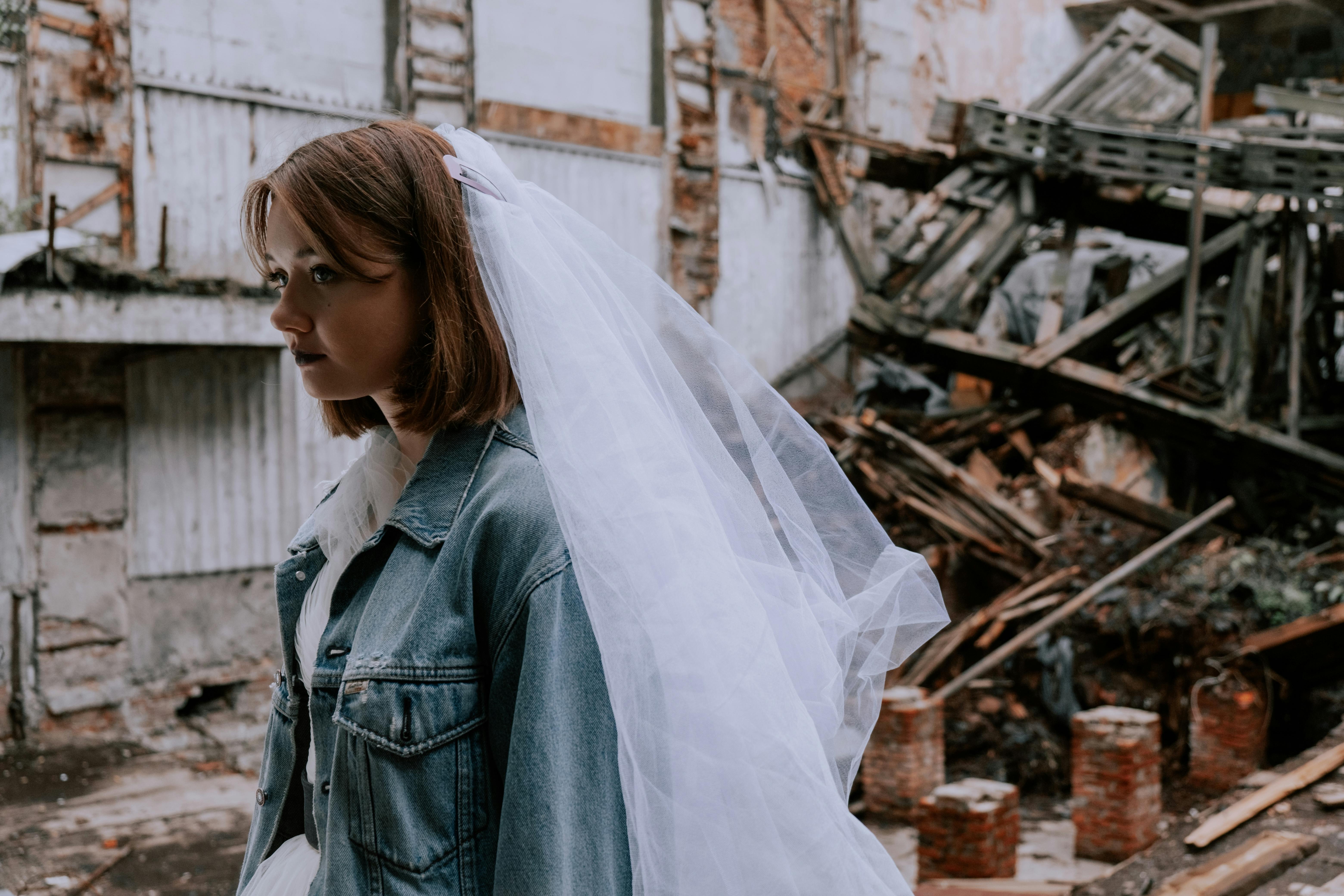 Daring Photos, Download The BEST Free Daring Stock Photos & HD Images