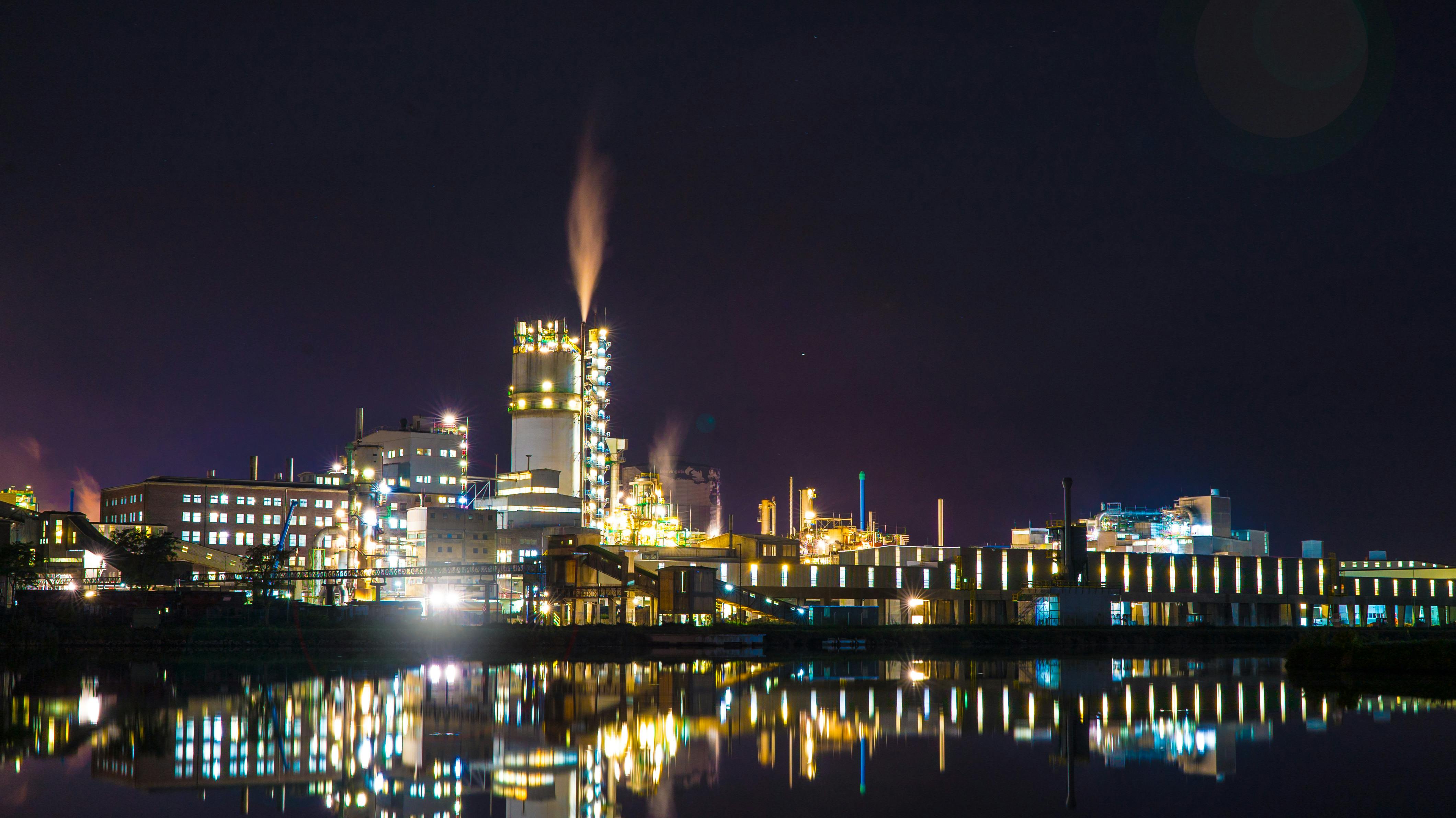 Flo Maderebner · 摄影