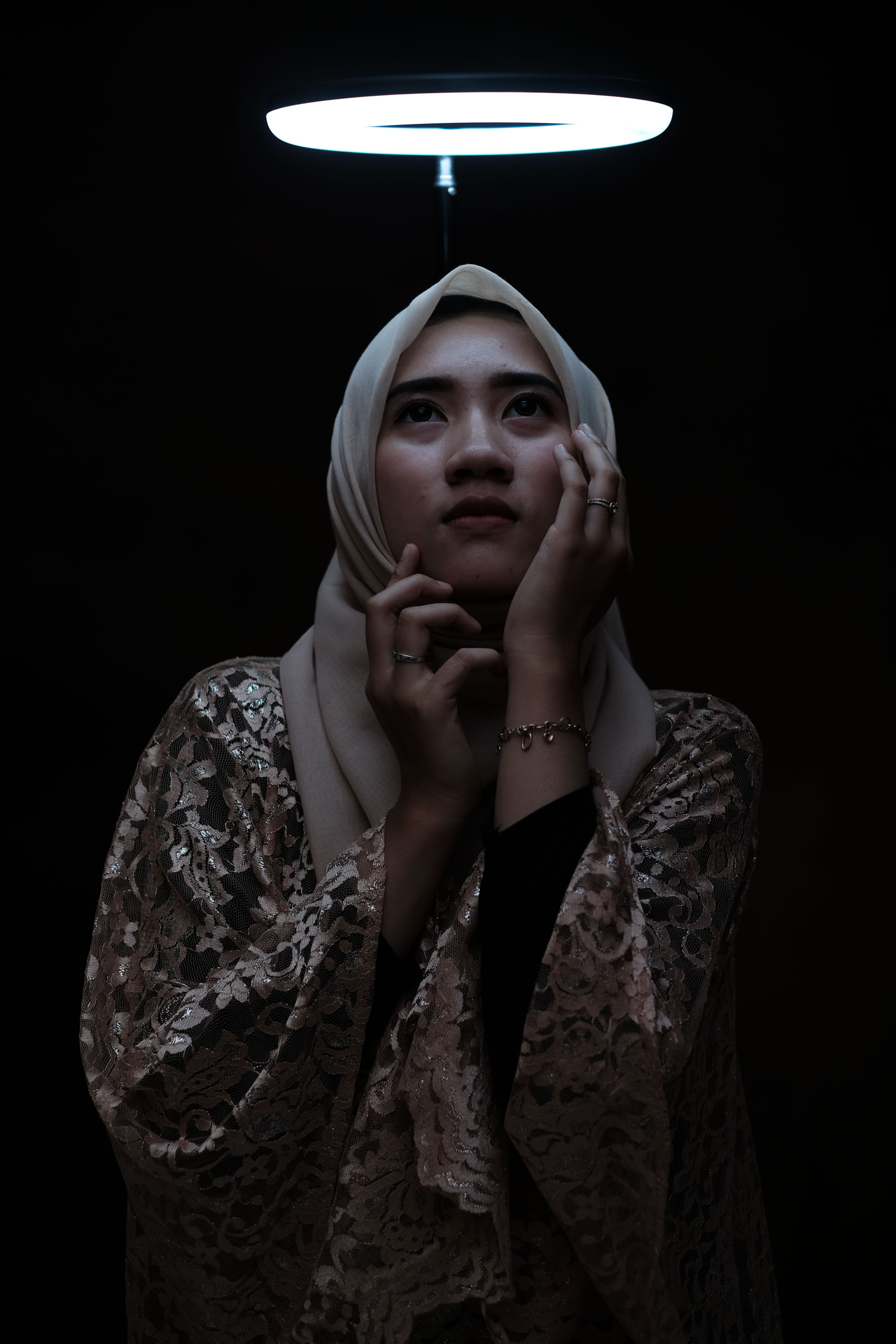 Lamp Light Facing Front Photos, Download The BEST Free Lamp Light ...