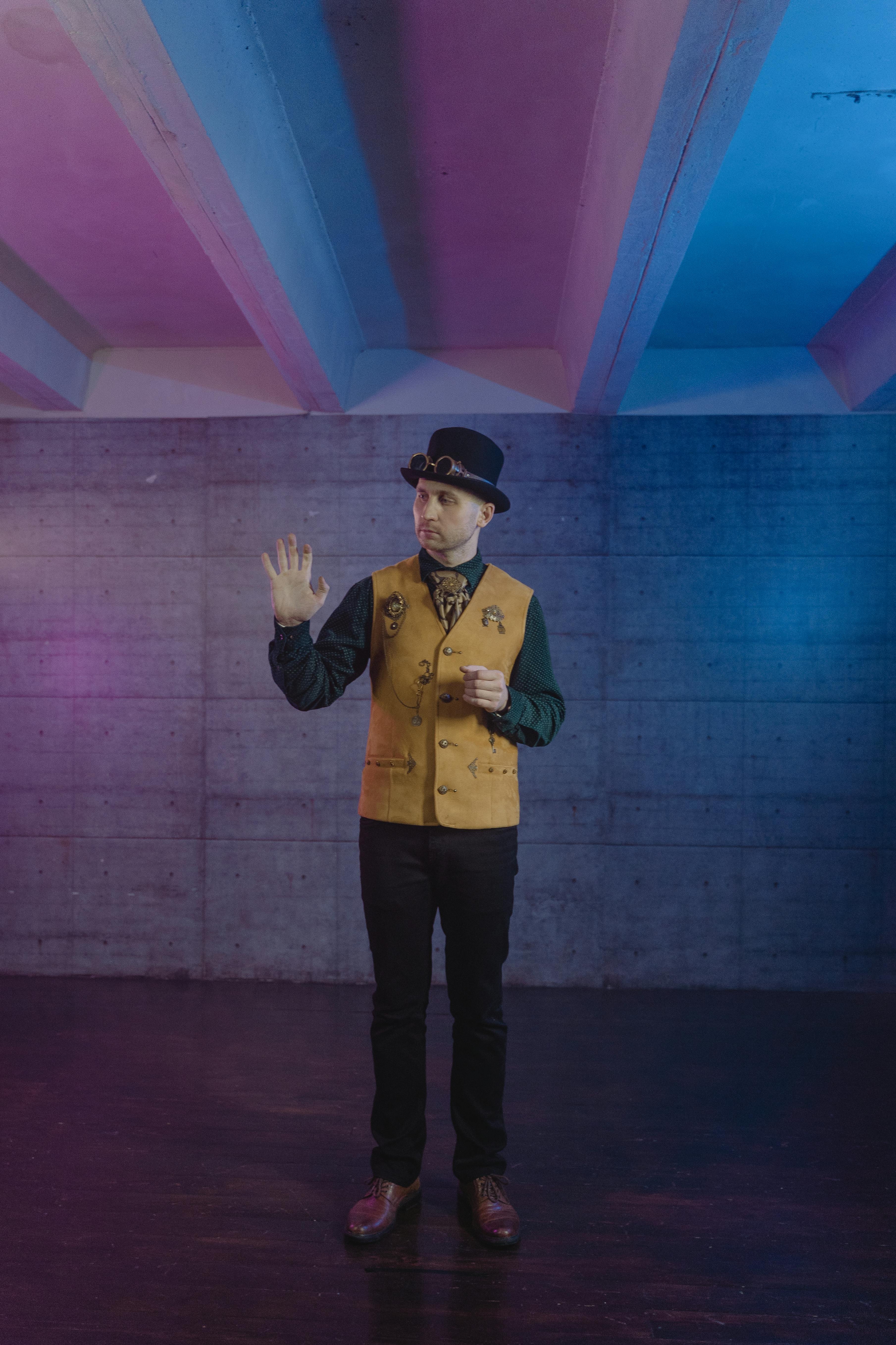 A Magician doing Magic · Free Stock Photo