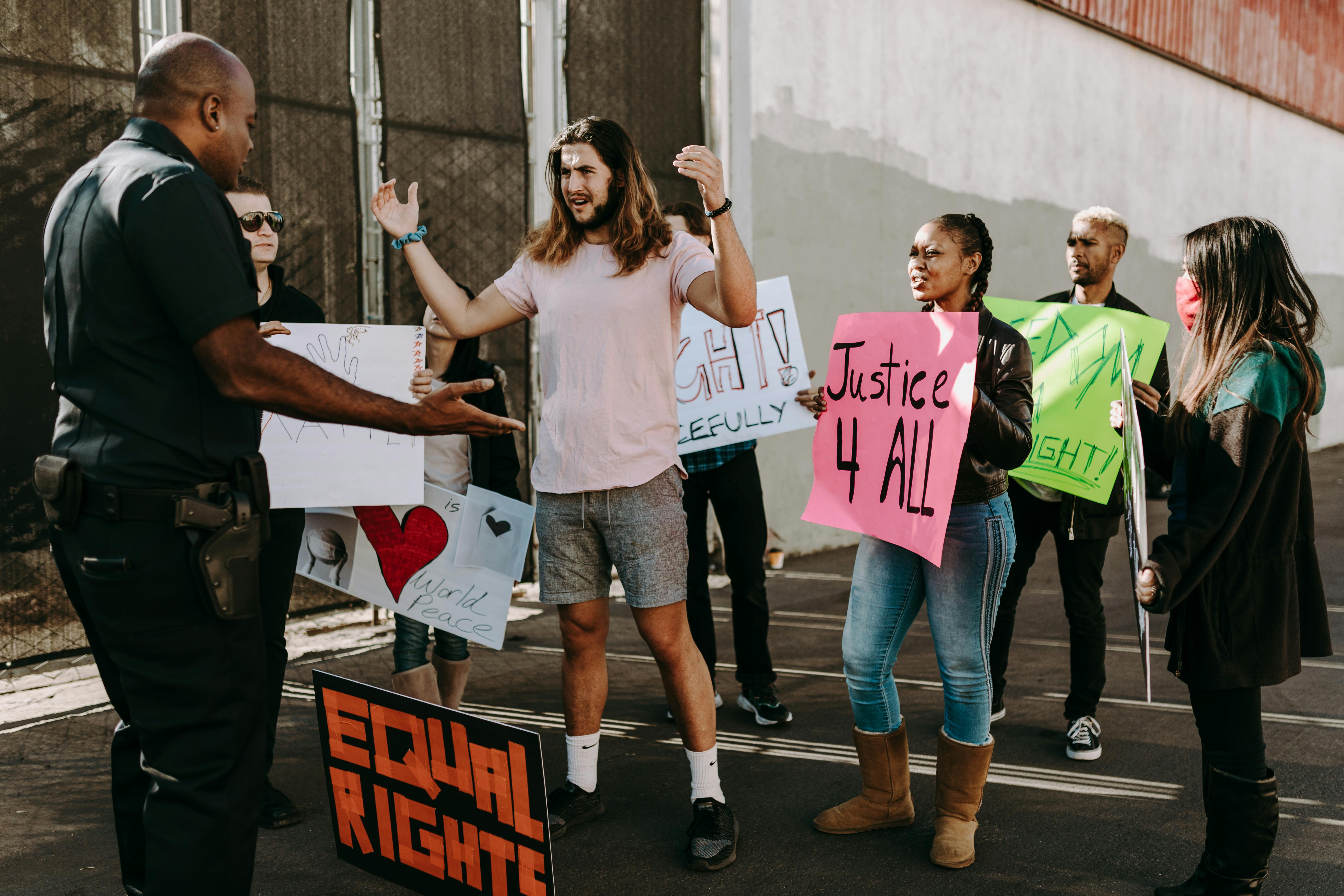 People Protesting on the Street · Free Stock Photo