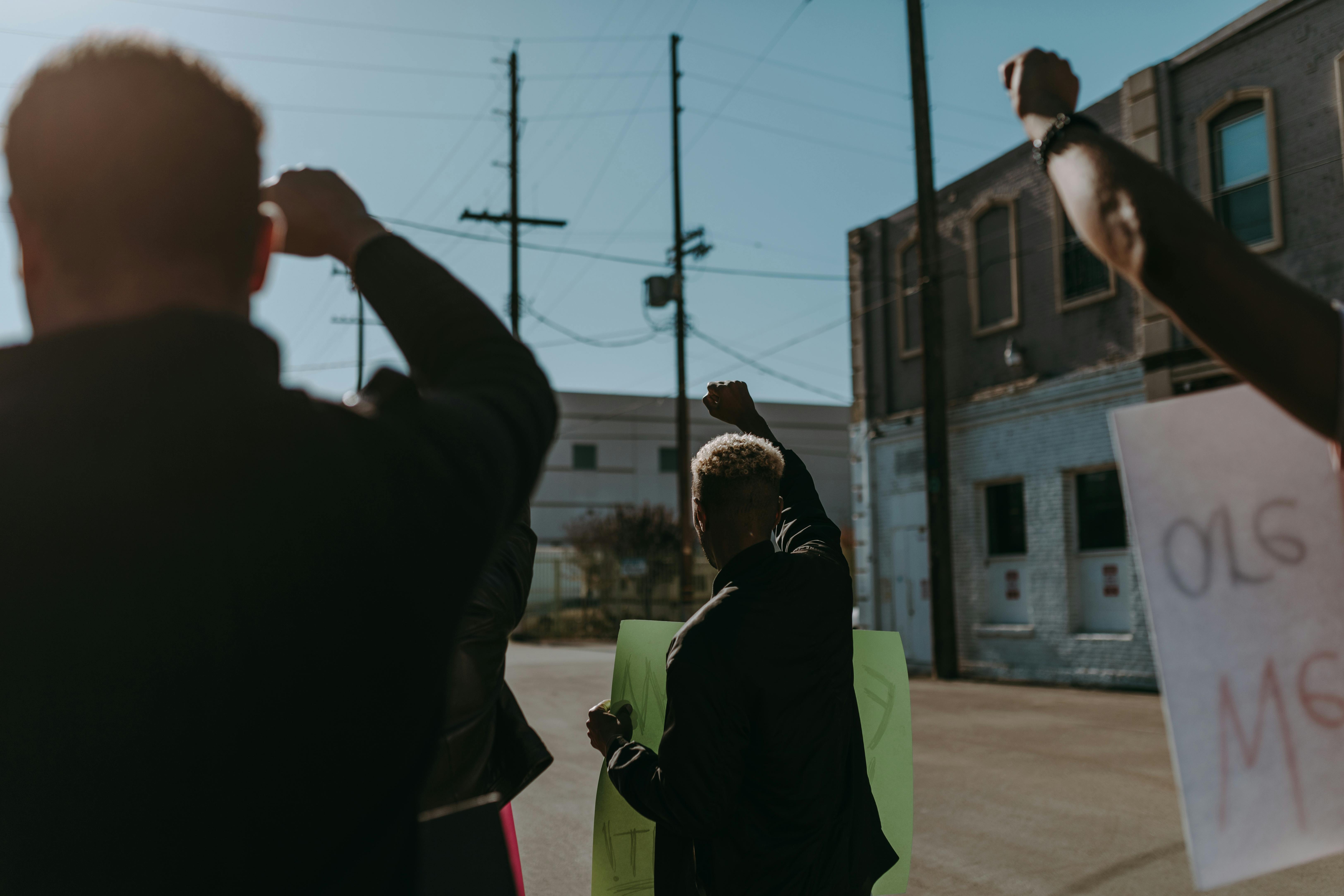Road Banners Photos, Download The BEST Free Road Banners Stock Photos ...