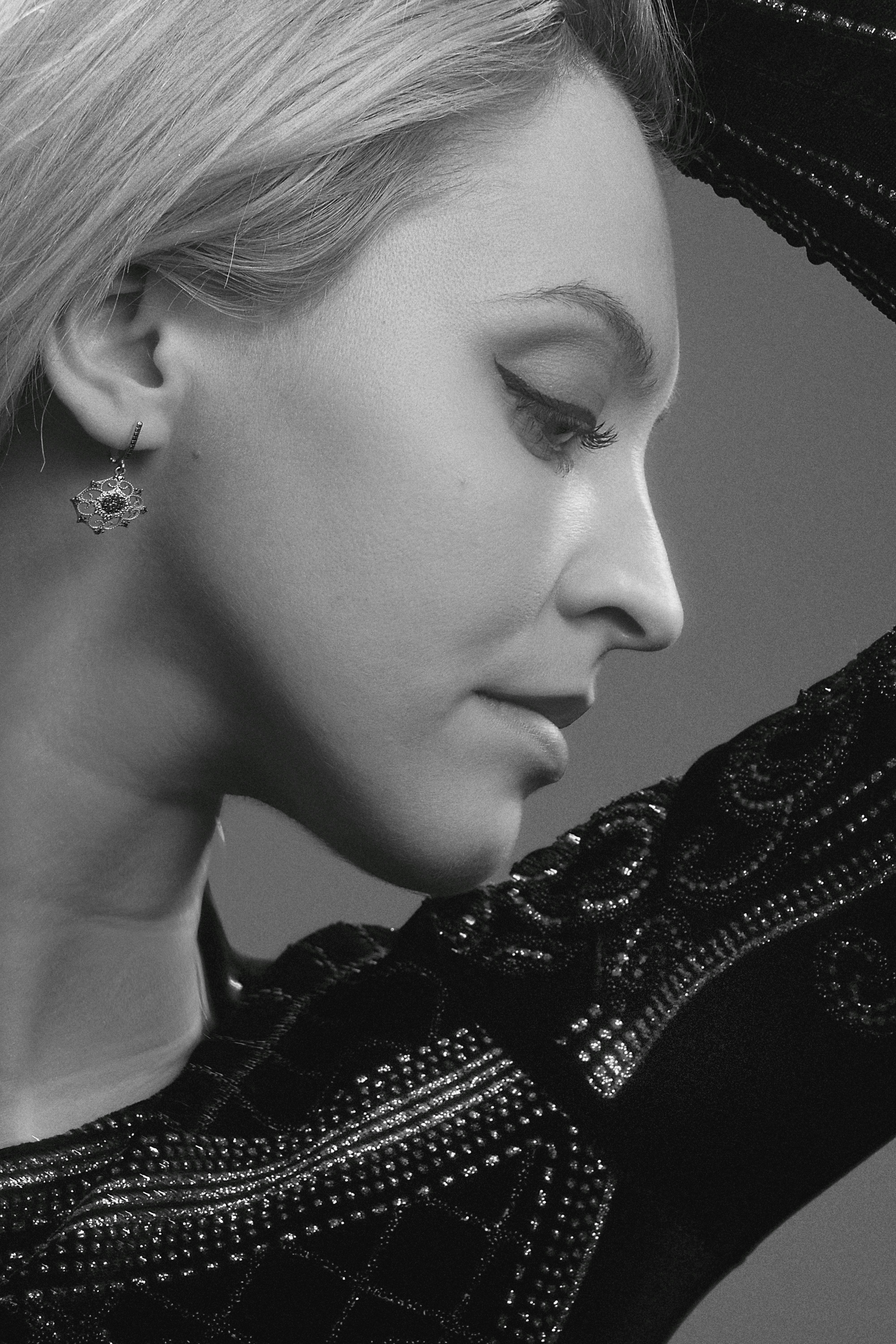 Close Up Shot of a Woman Face · Free Stock Photo