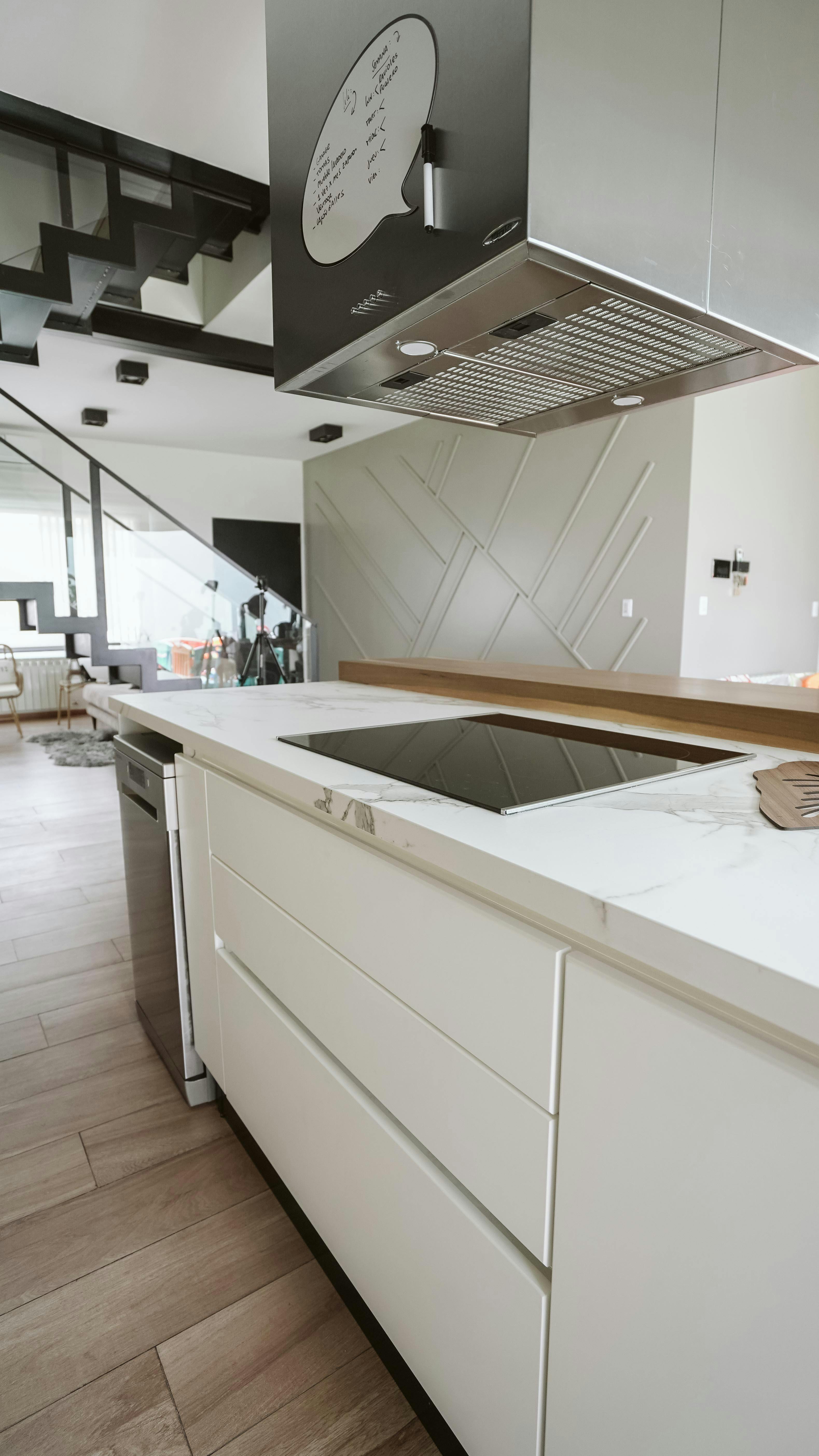 White Mini Bar Counter · Free Stock Photo