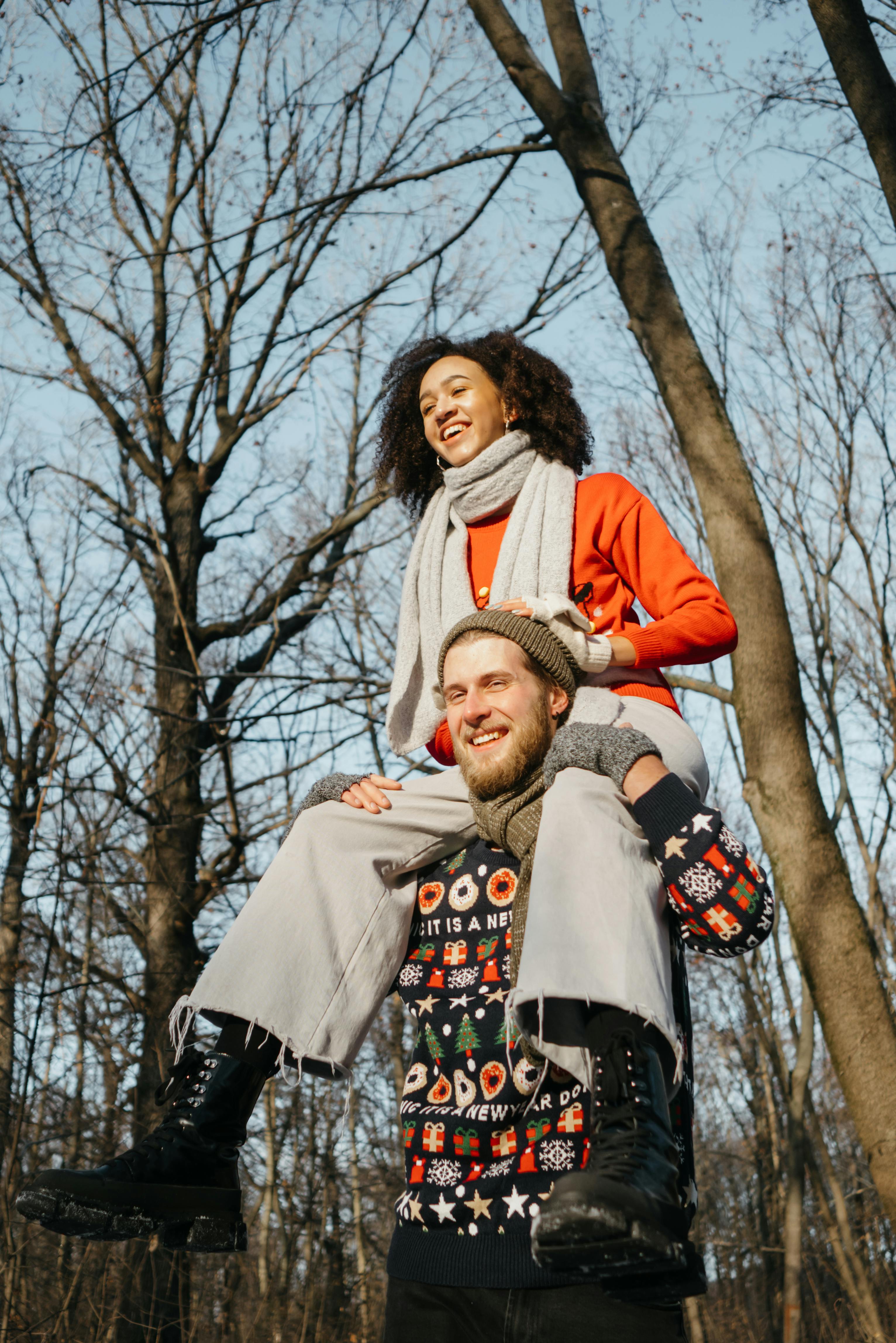 Over The Shoulder Carry Couple Photos, Download The BEST Free Over The ...