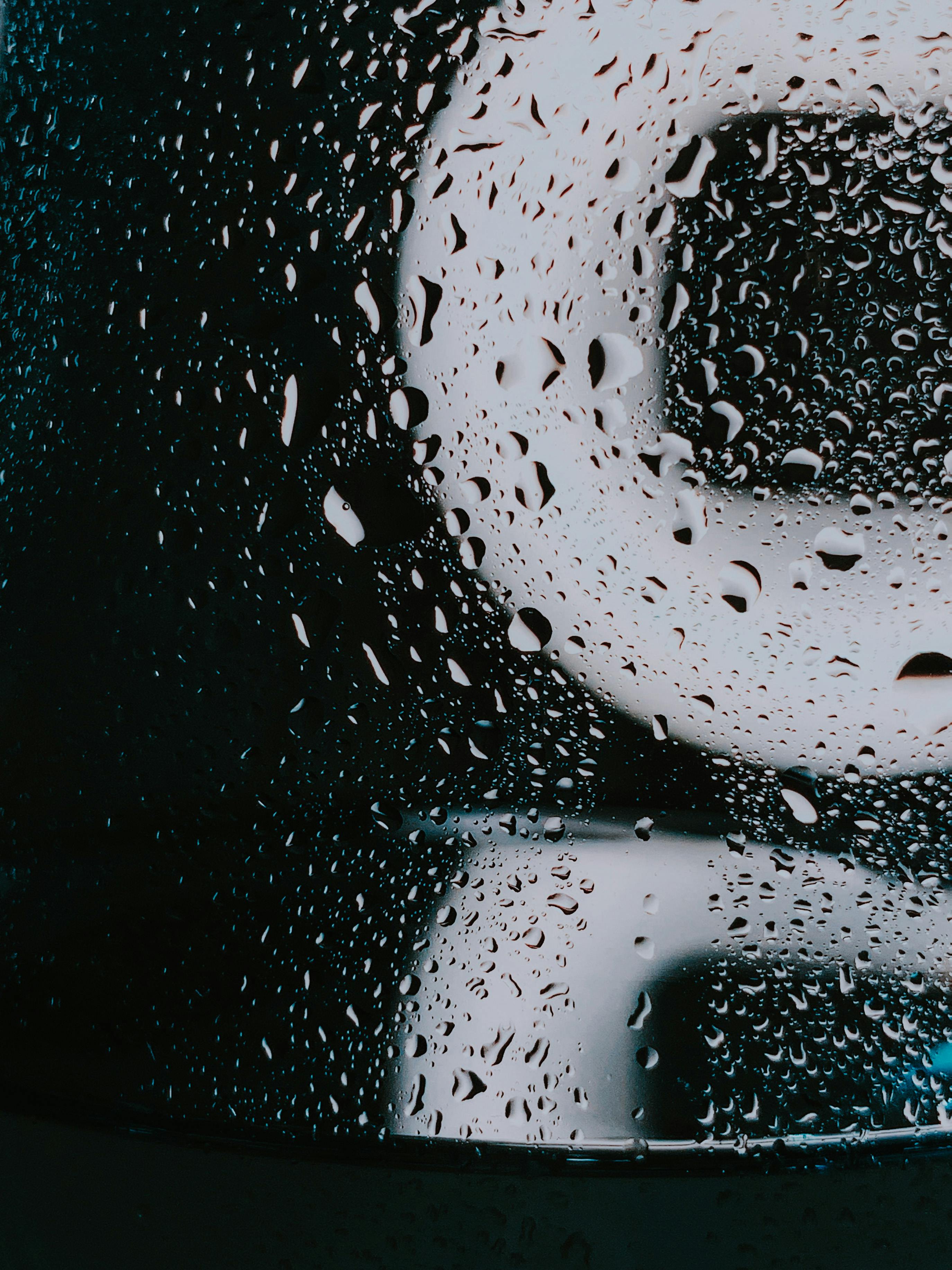 Rain Through Window At Night Photos, Download The BEST Free Rain ...