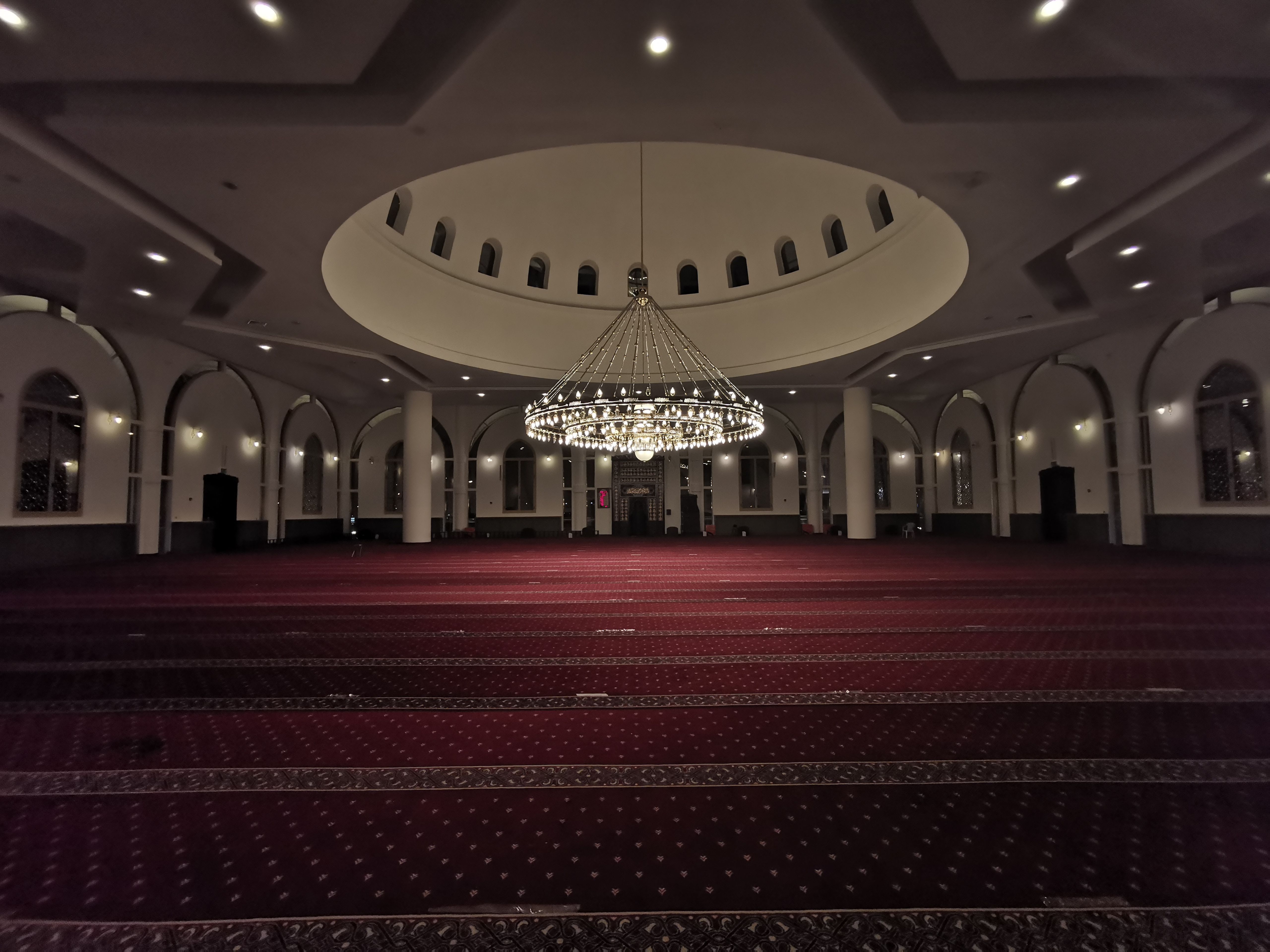 Inside Photo of Madinah Airport Mosque · Free Stock Photo