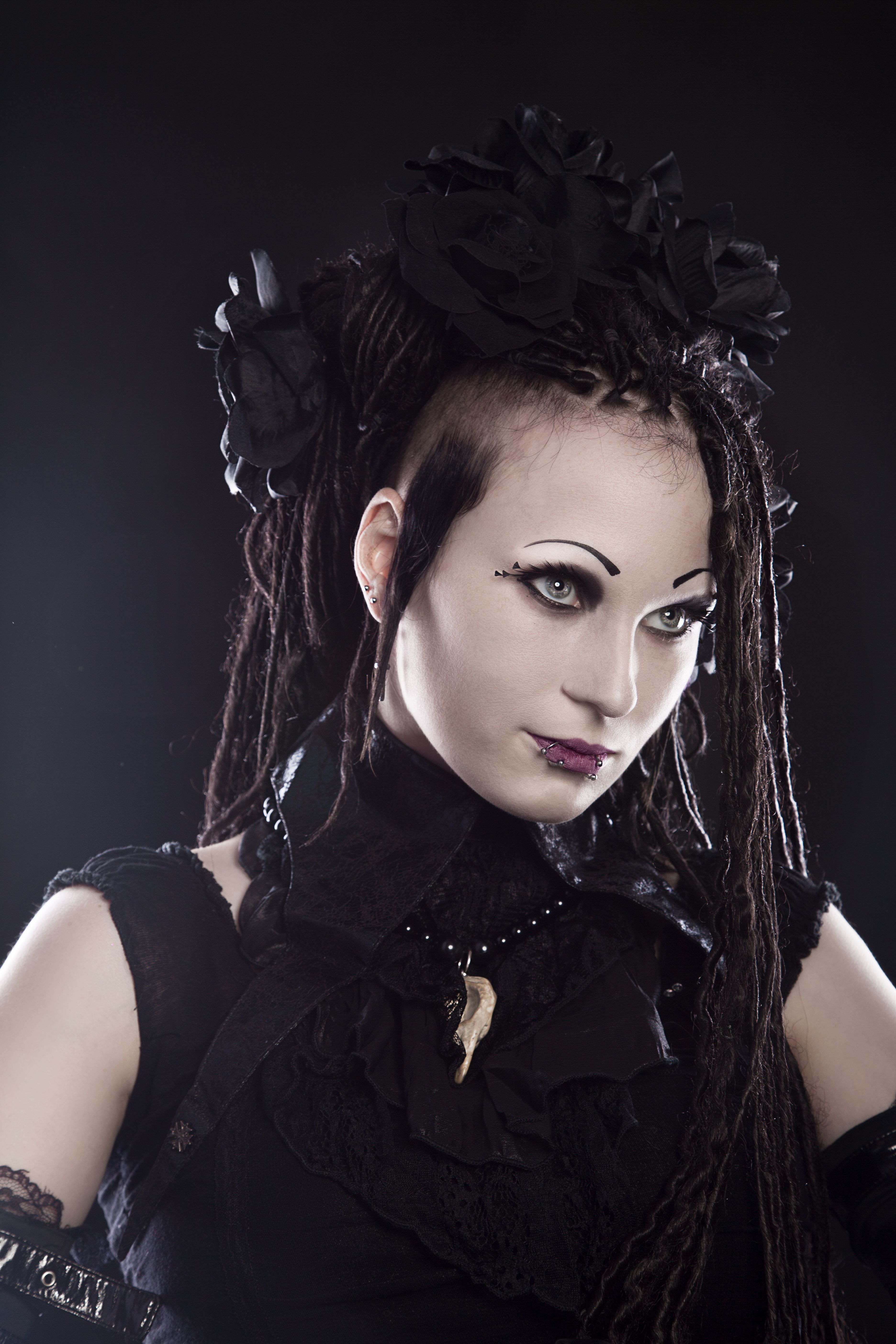 Gothic Portrait Photos, Download The BEST Free Gothic Portrait Stock ...
