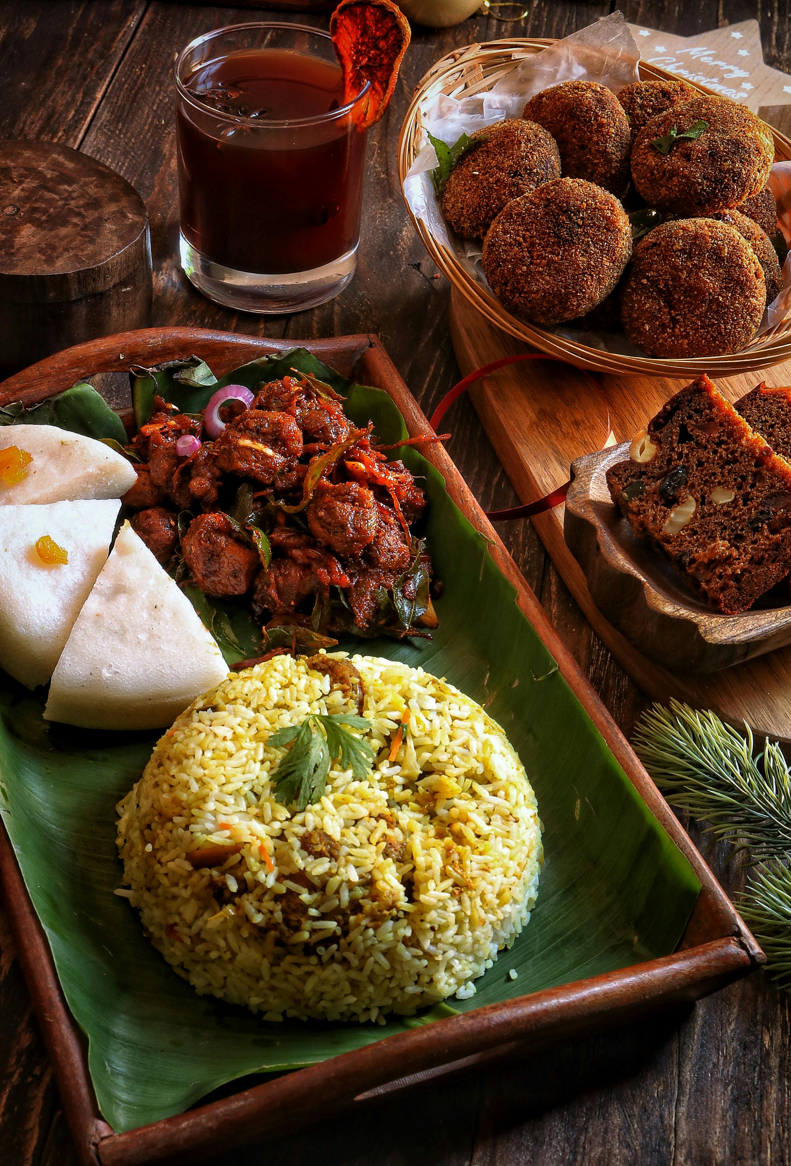 Indian Food Pani Puri on a Wooden Tray · Free Stock Photo