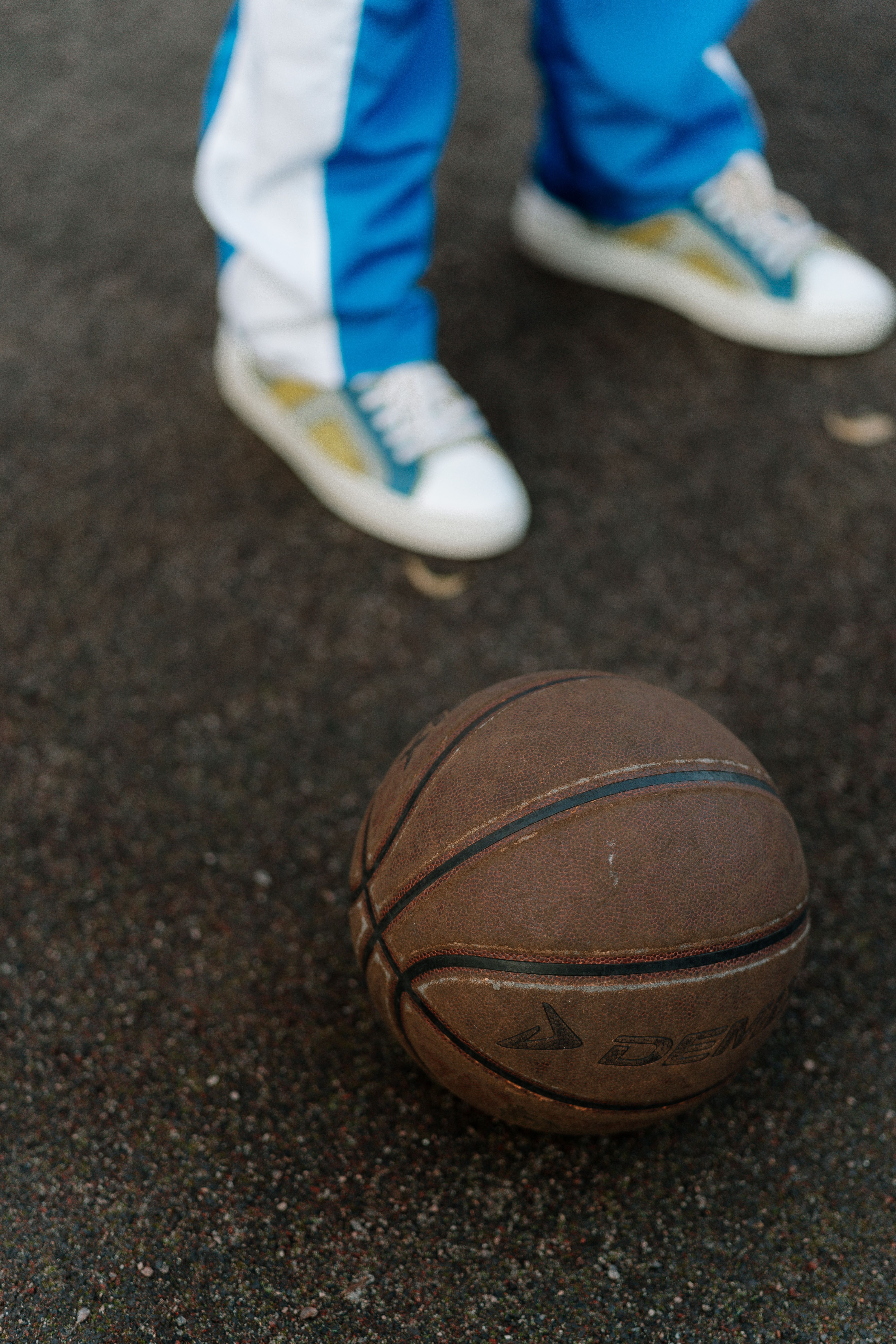 Sneaker Ball Photos, Download The BEST Free Sneaker Ball Stock Photos ...
