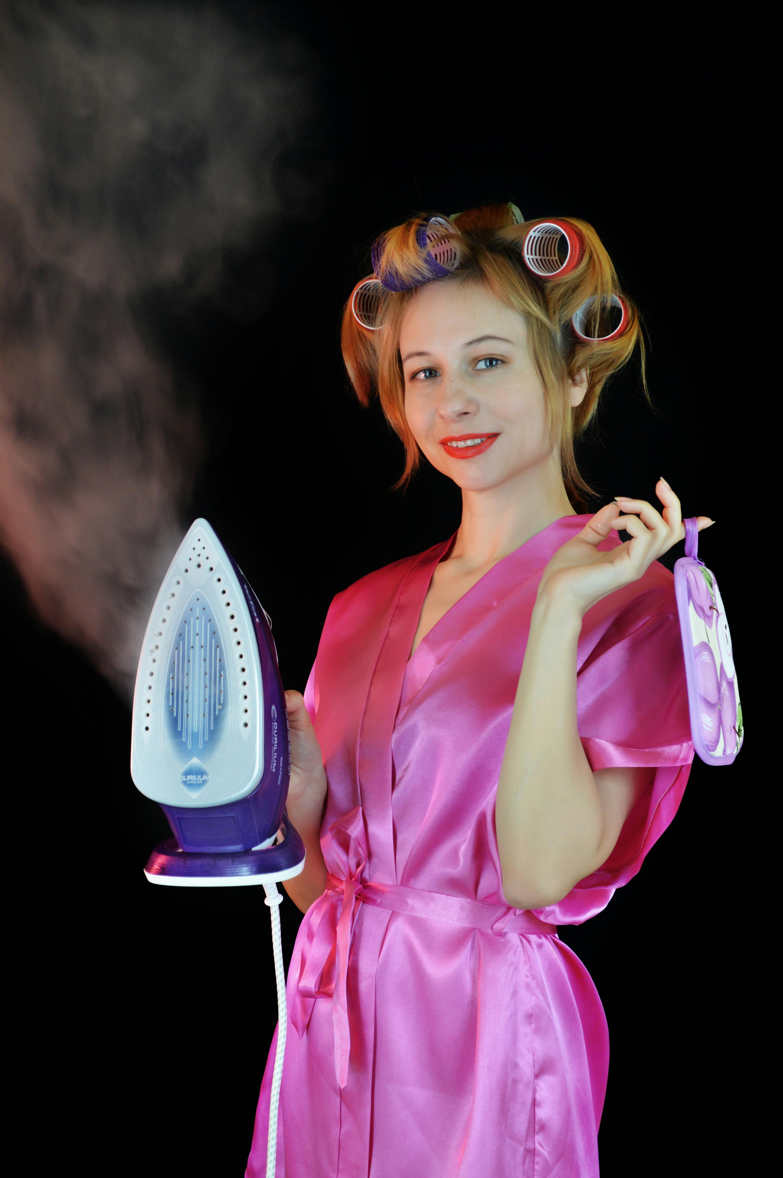 Woman In Red Robe Photos, Download The BEST Free Woman In Red Robe ...