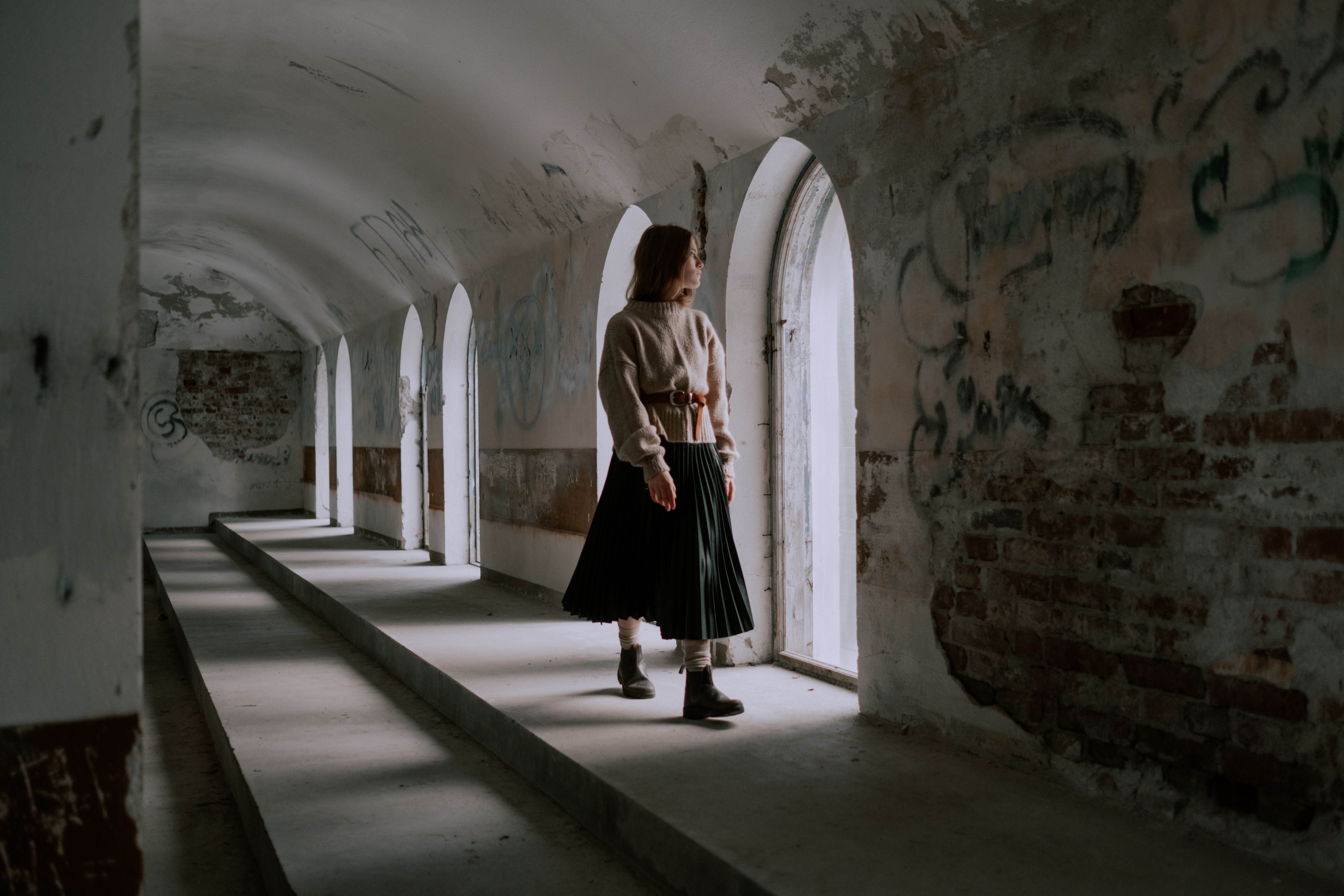 People Walking Past Wall Photos, Download The BEST Free People Walking ...