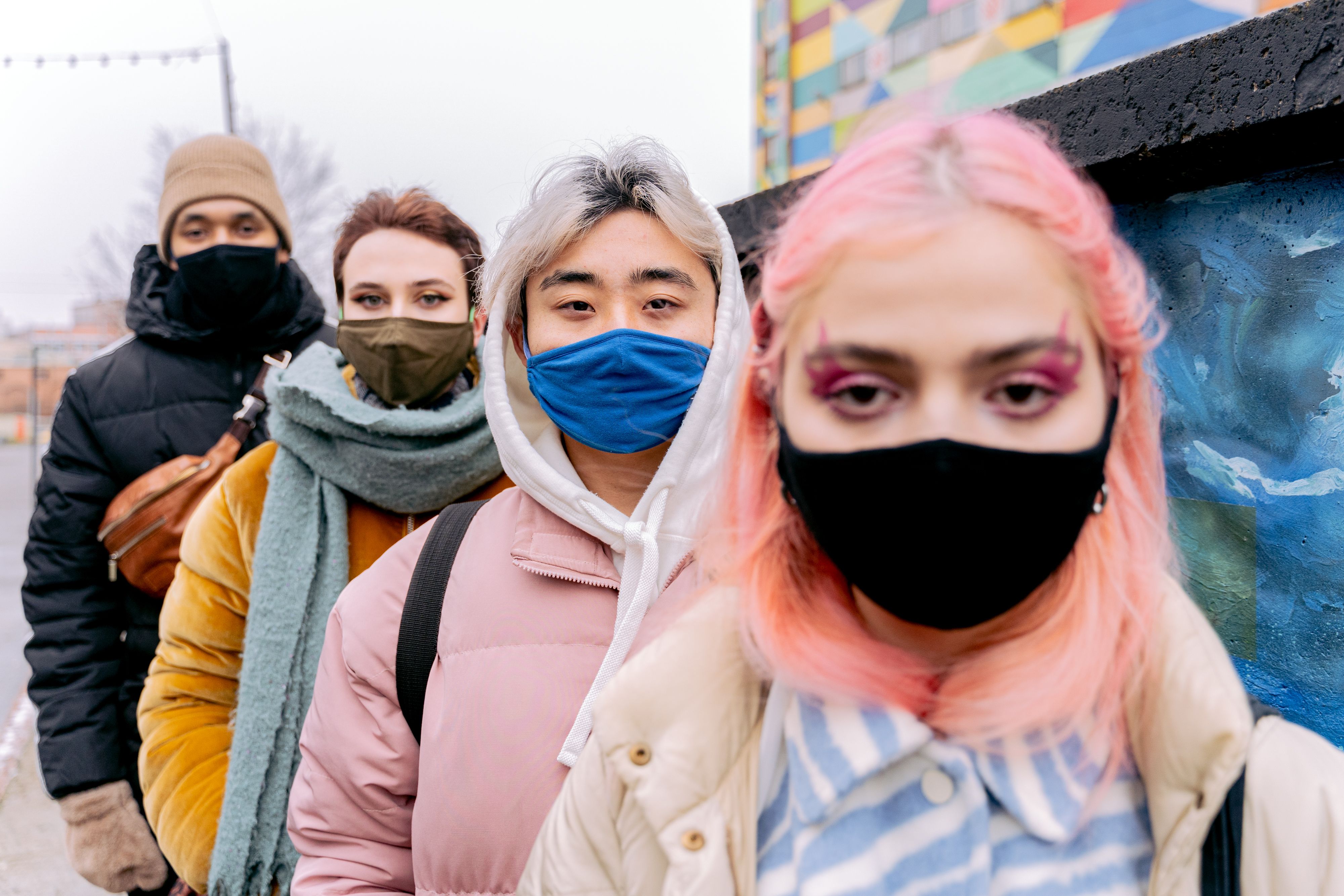 444,108+ Best Free People waiting in line Stock Photos & Images · 100% ...