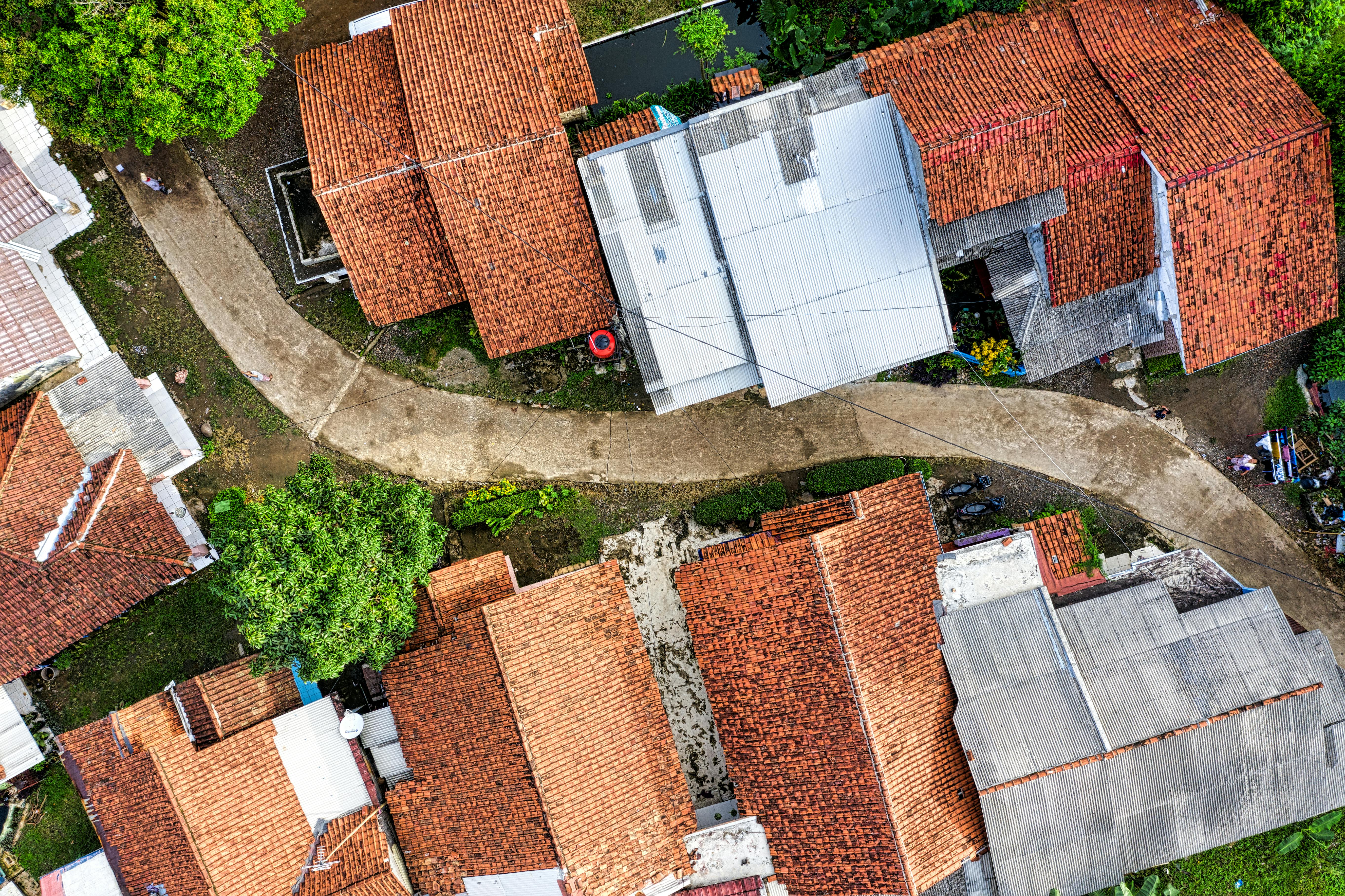Buildings located in rural area · Free Stock Photo
