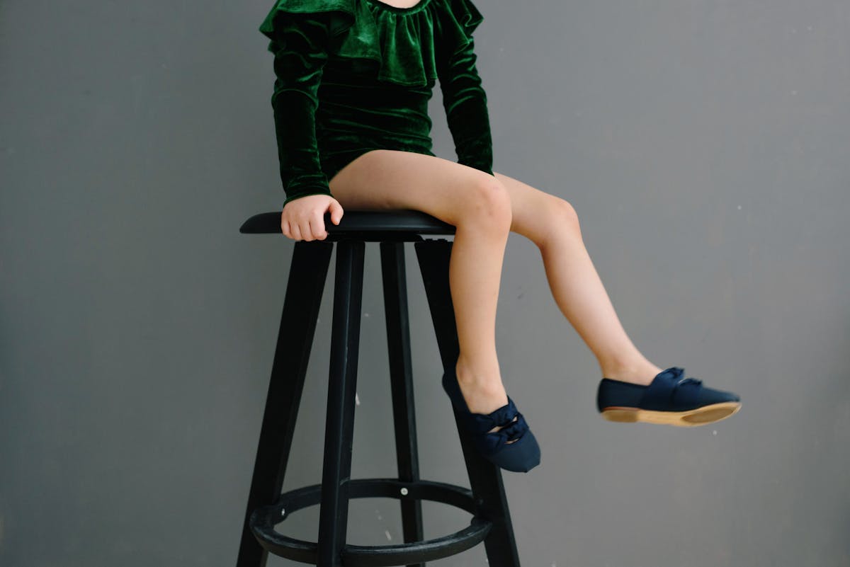 Little Girl Legs Photos, Download The BEST Free Little Girl Legs Stock ...