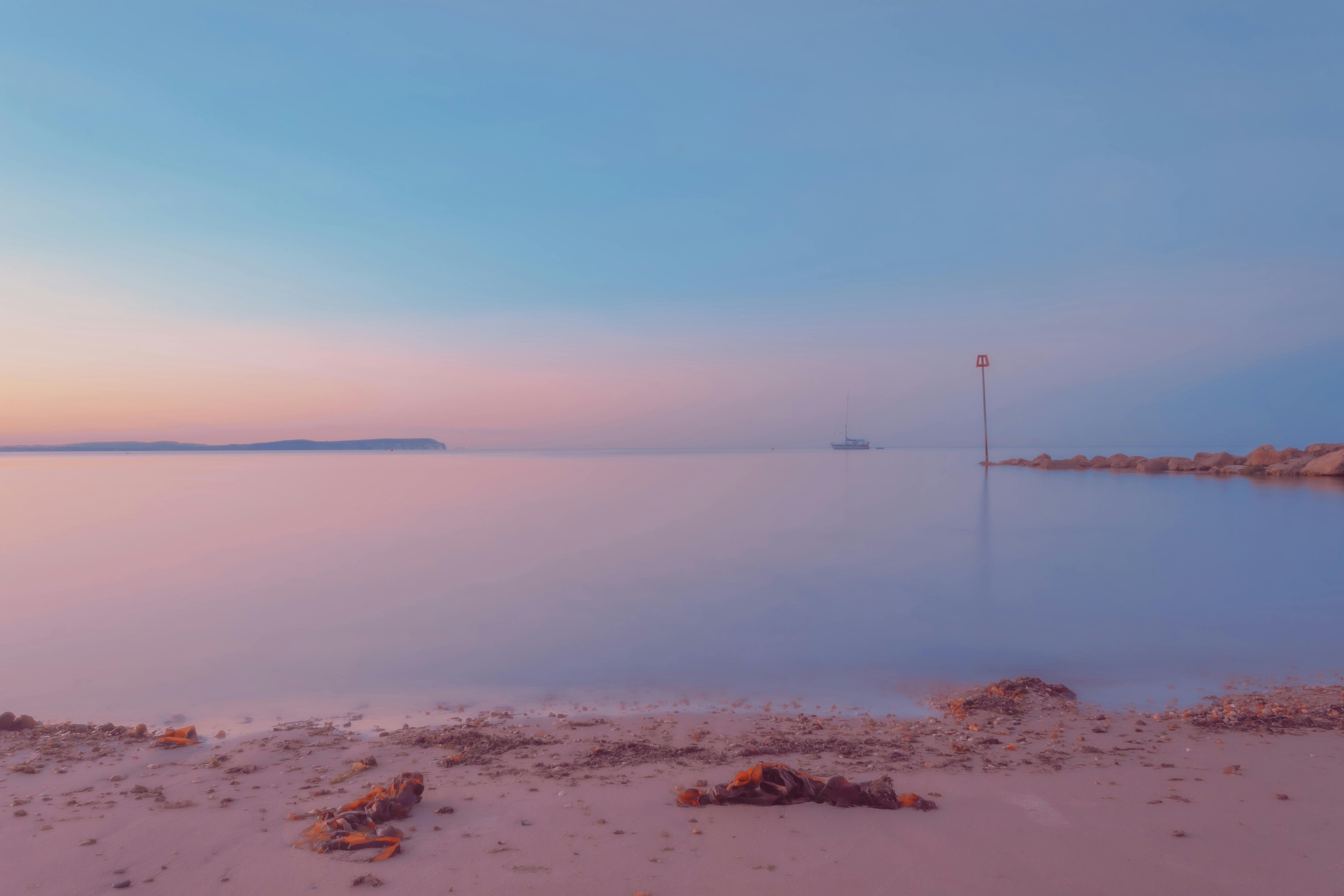 Morning on Sea Shore · Free Stock Photo