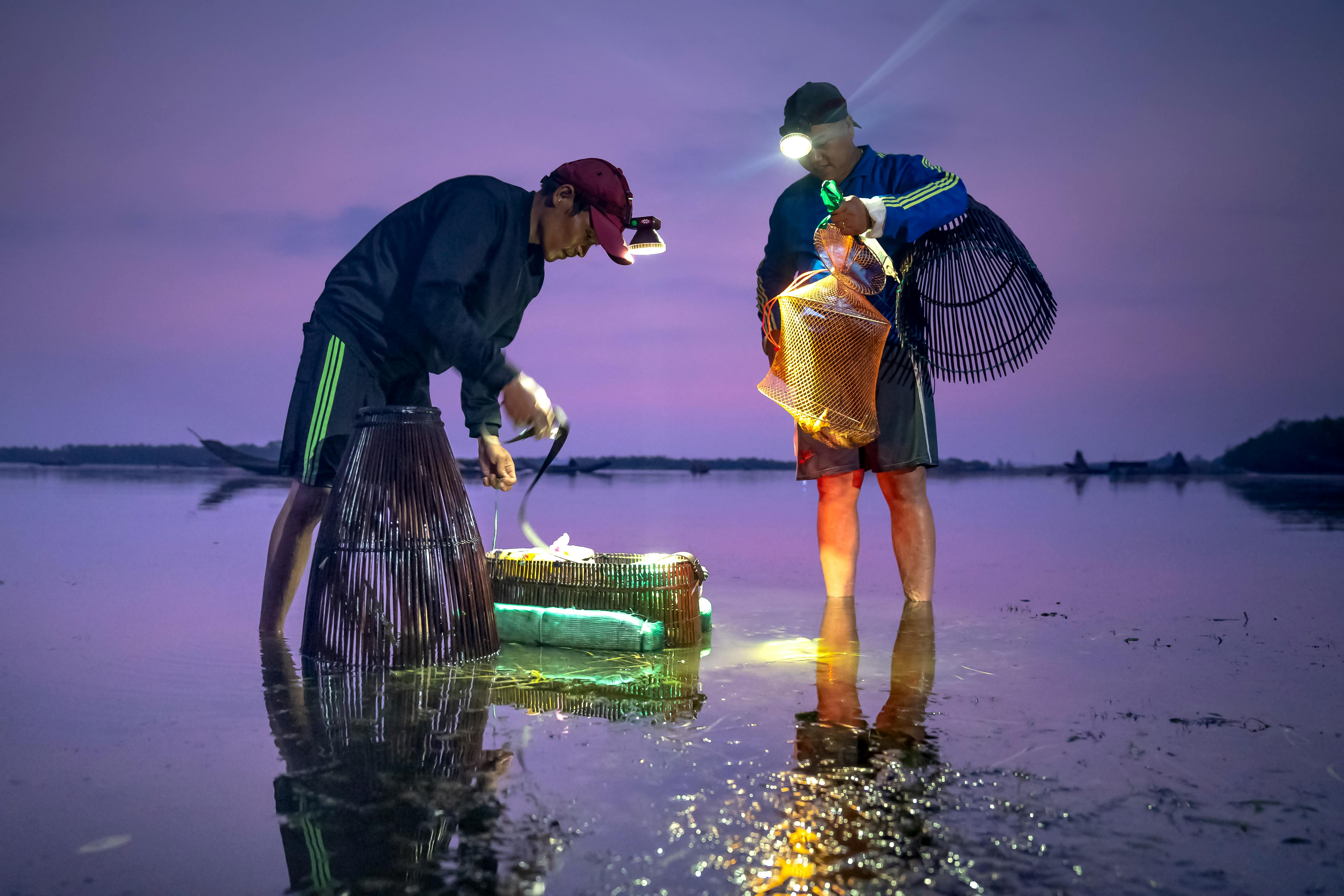 Flatter Photos, Download The BEST Free Flatter Stock Photos & HD Images