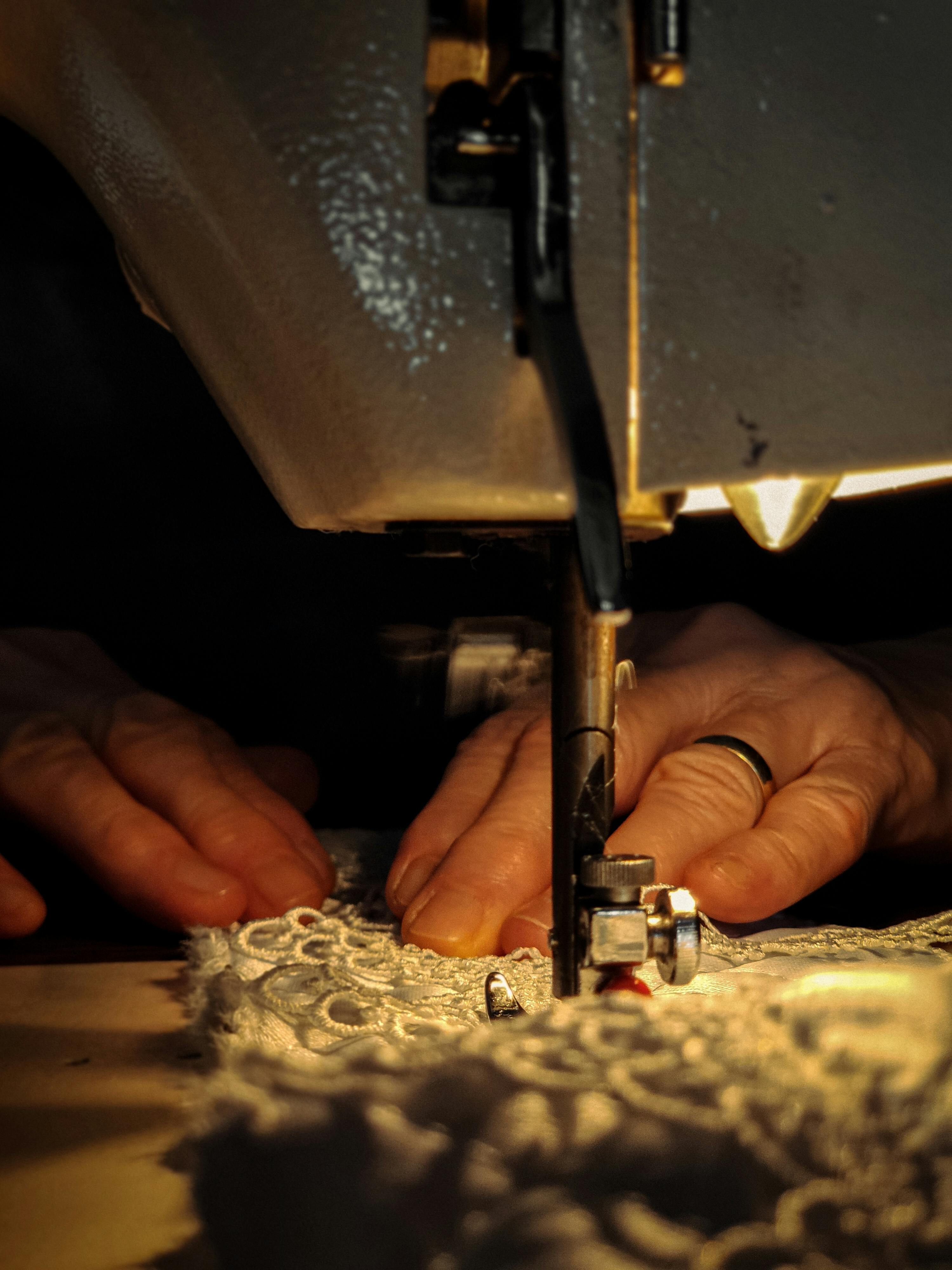 4k Cnc Machining Photos, Download The BEST Free 4k Cnc Machining Stock ...