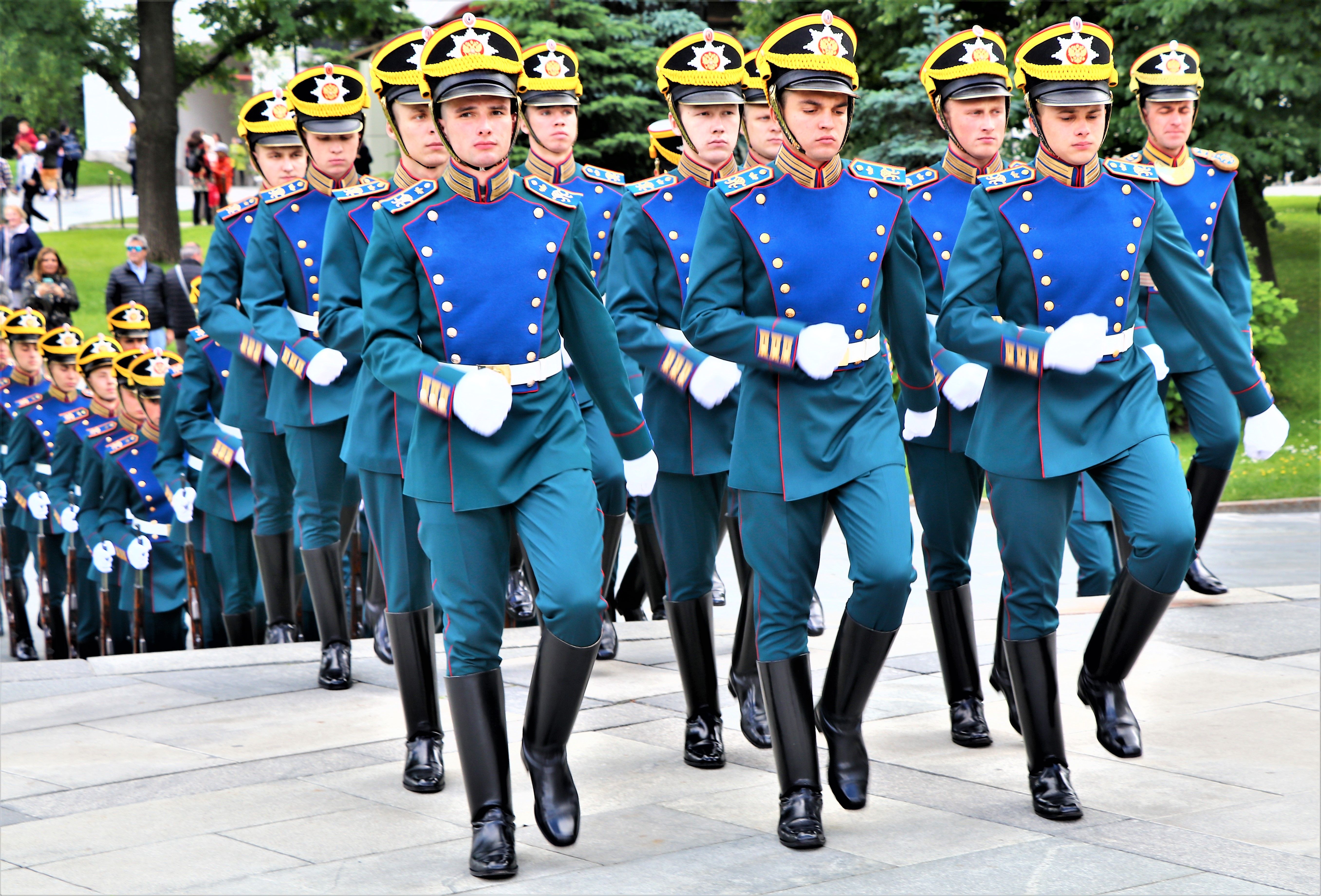 Soldiers Marching on the Street · Free Stock Photo