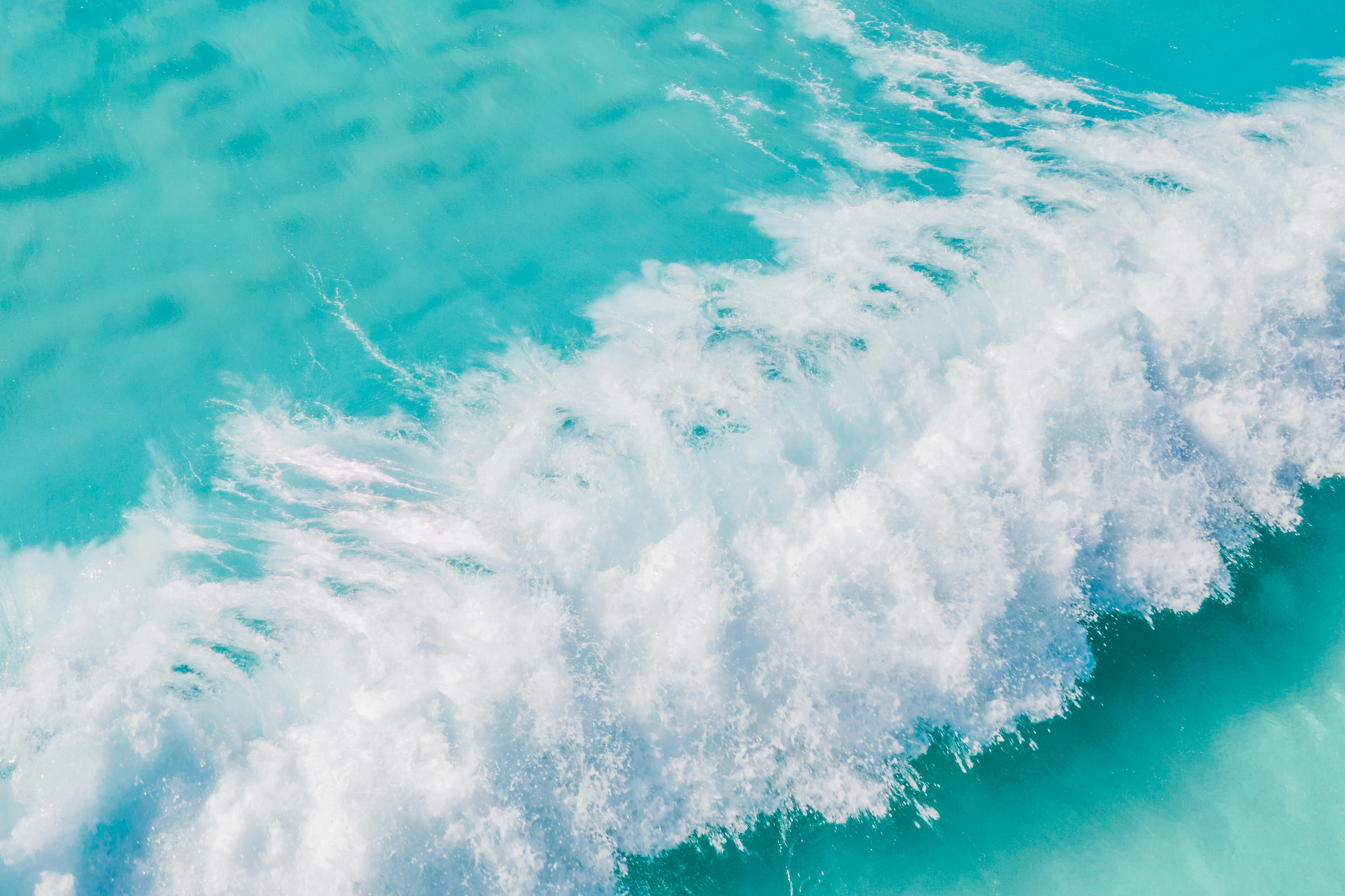 Water Wave · Free Stock Photo
