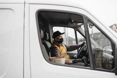 Ubereats 1099 Tax Filing Guide for Food Delivery Workers