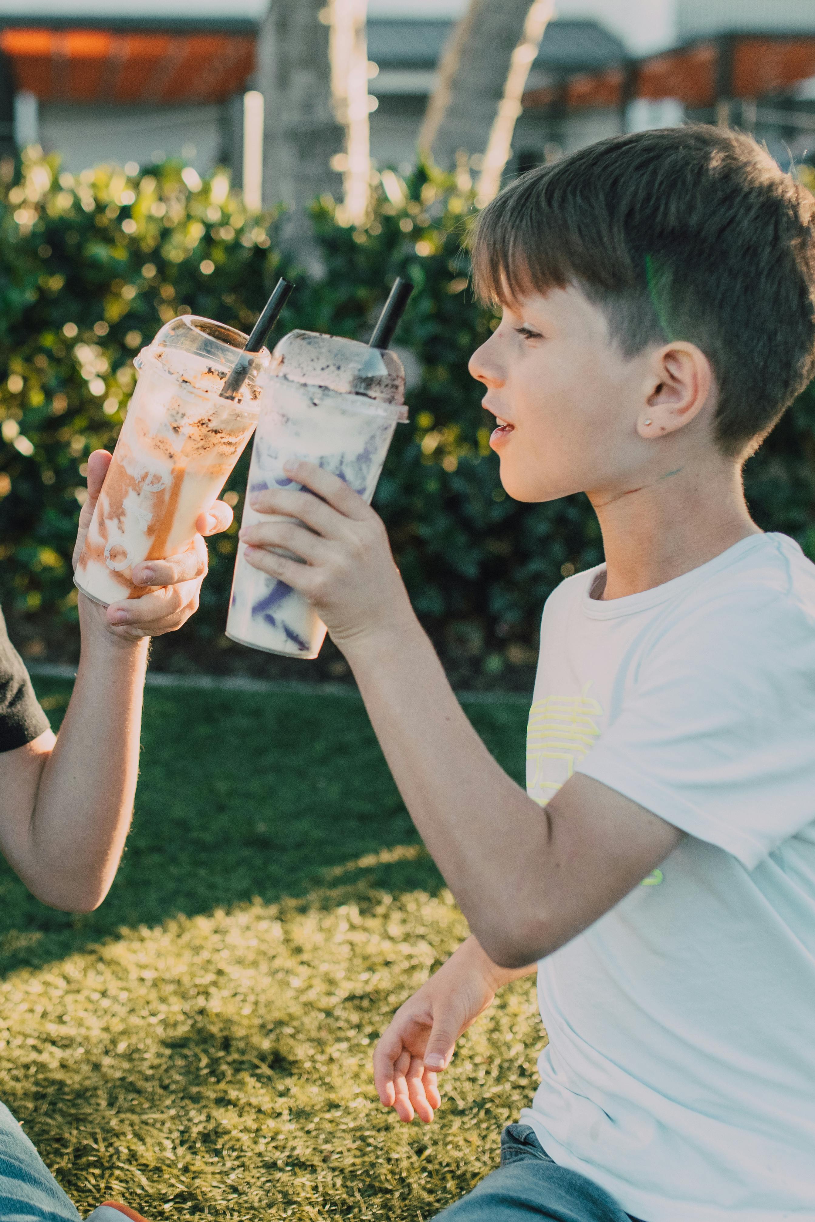 Kids Oreo Oreo Photos, Download Free Kids Oreo Oreo Stock Photos & HD ...