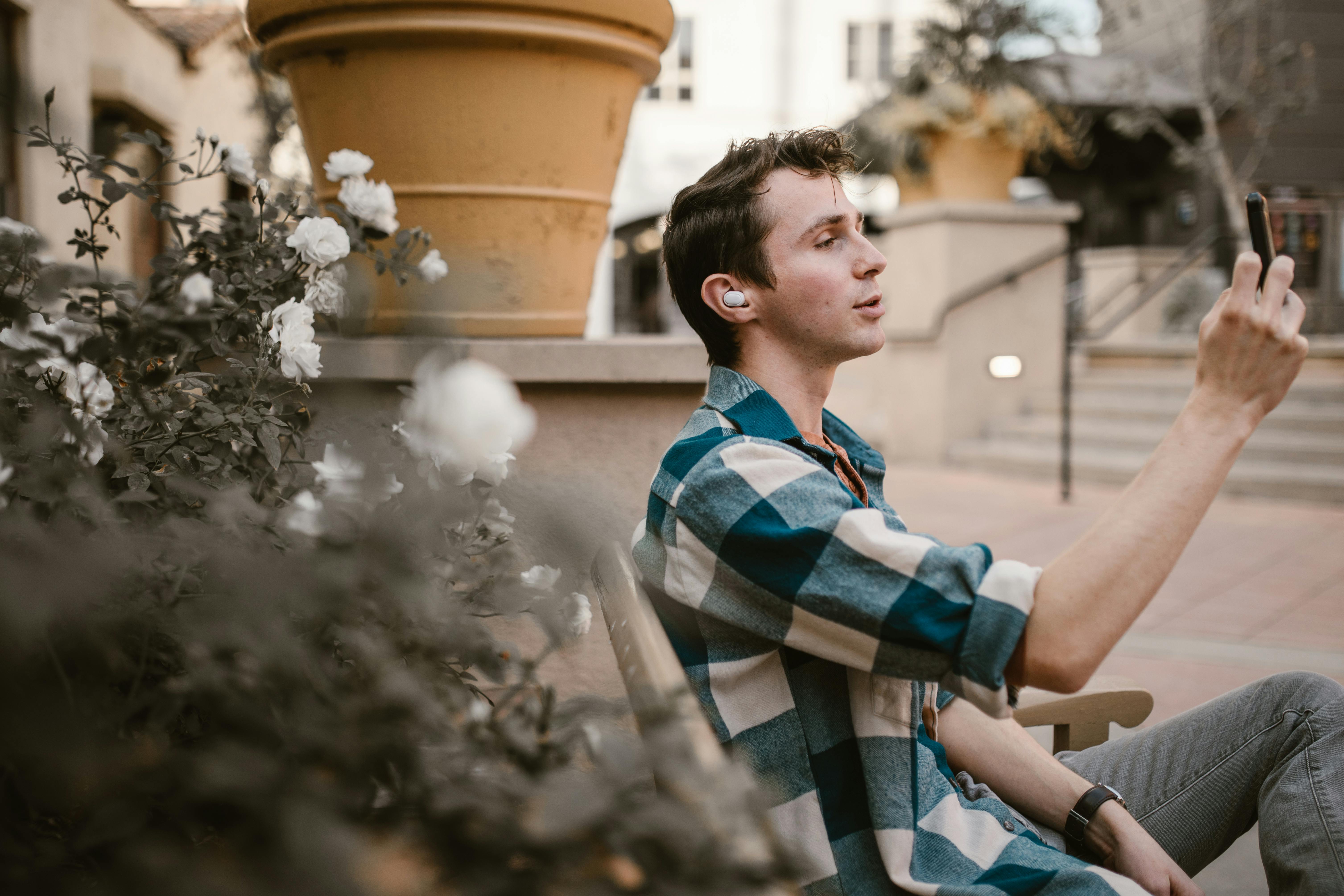 100,687+ Best Free Long distance couple Stock Photos & Images · 100% ...