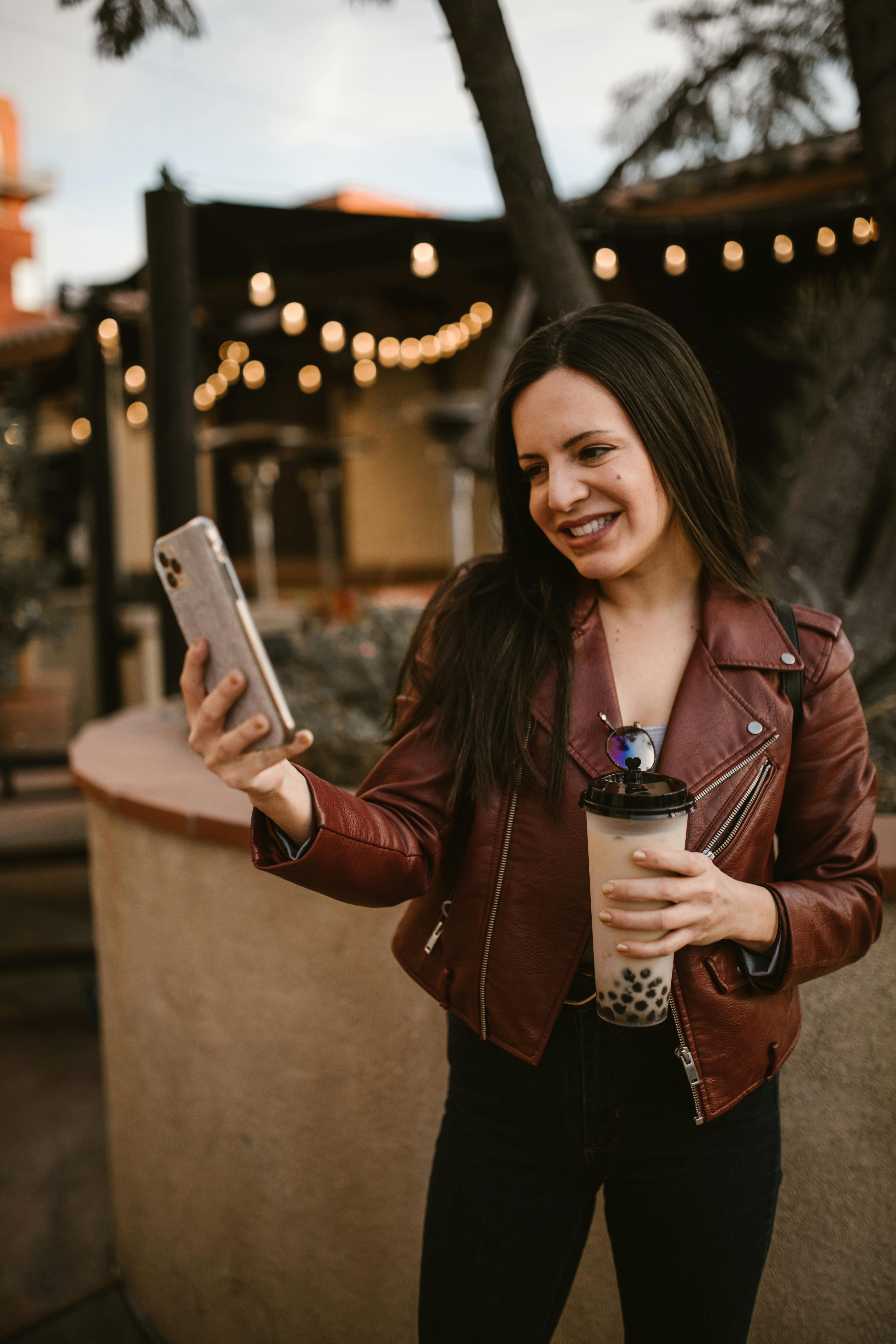 4,505+ Best Free Virtual assistant Stock Photos & Images · 100% Royalty ...