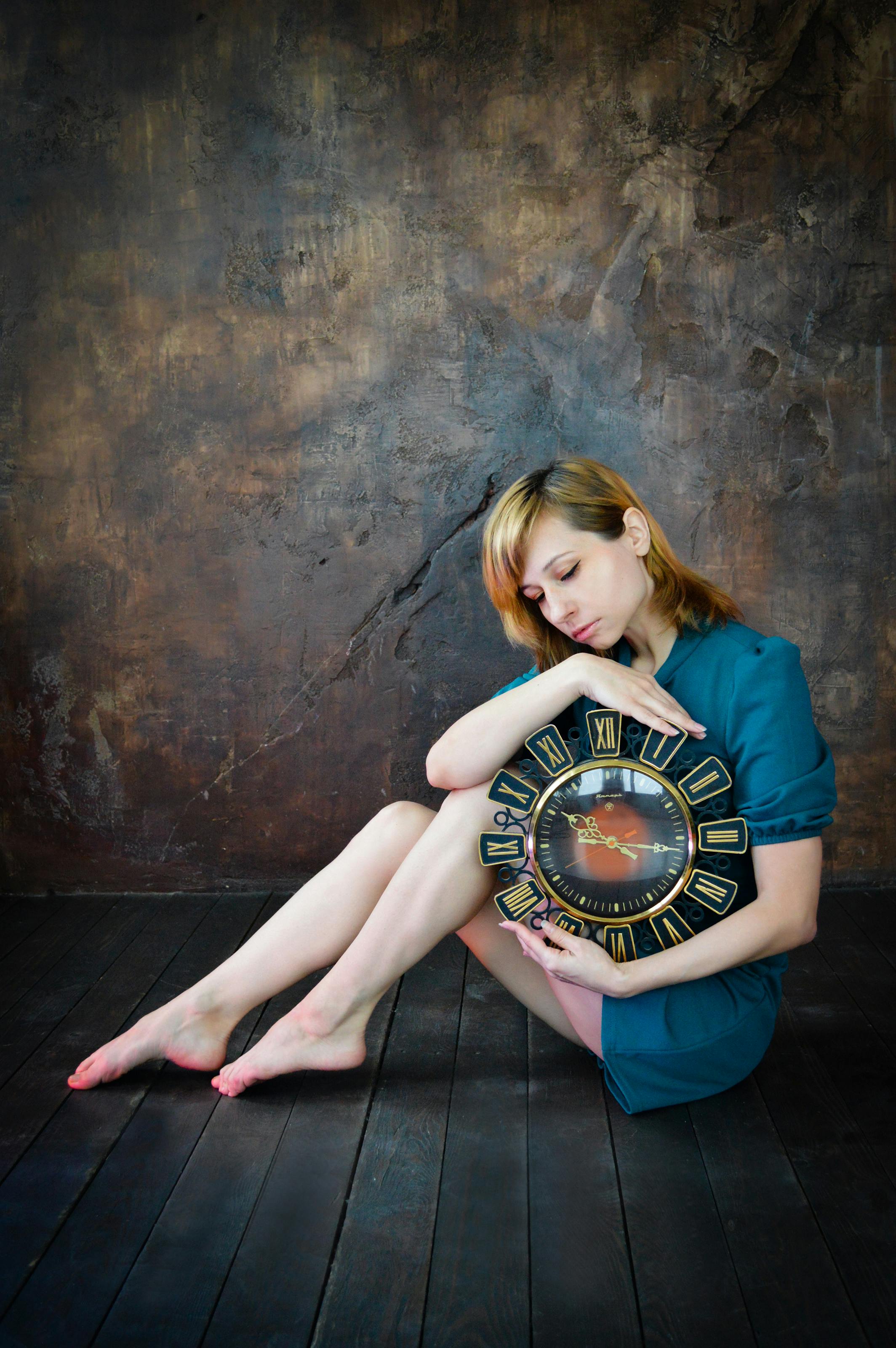 Woman with Clock on Railway · Free Stock Photo