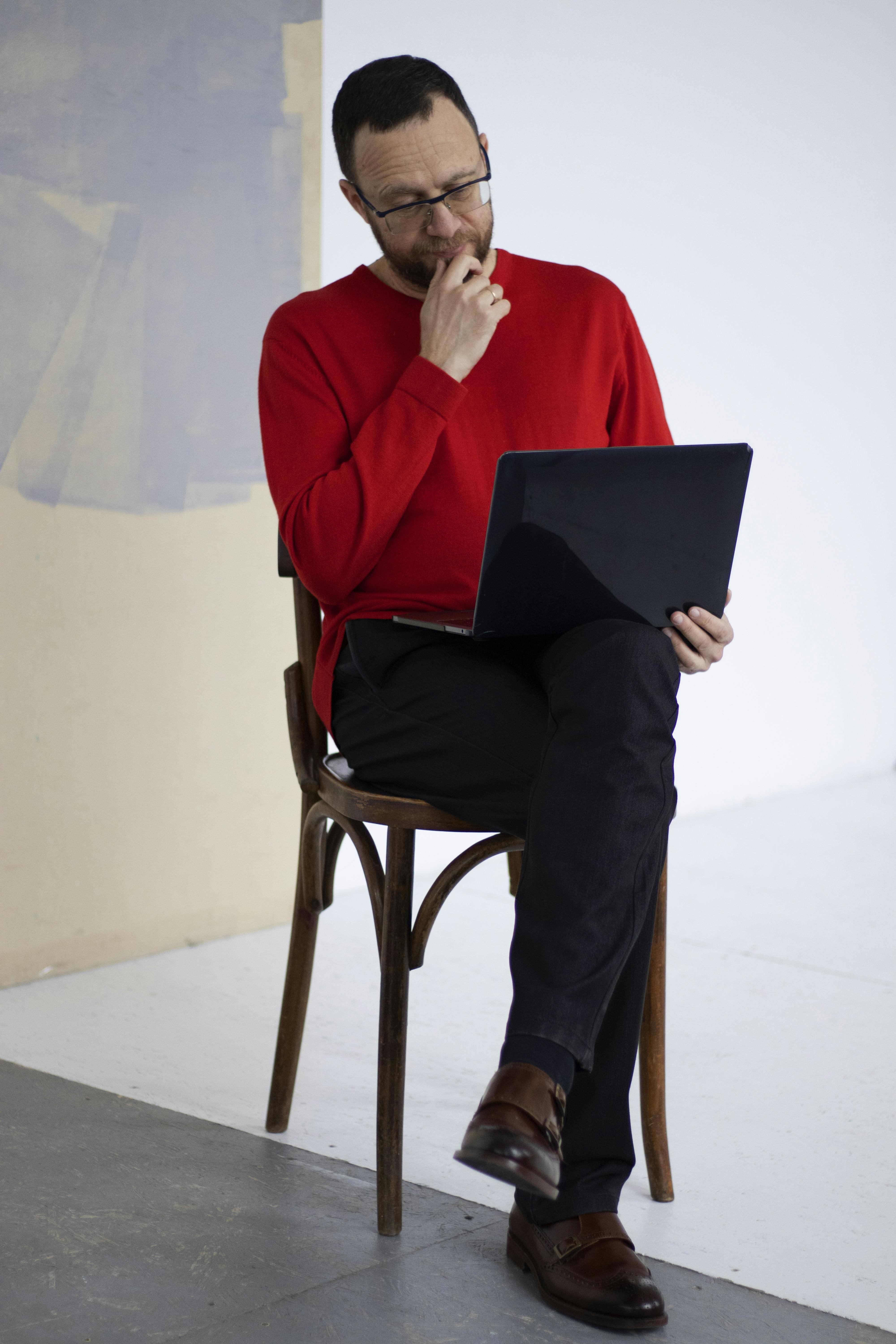 301,321+ Best Free Thinking man Stock Photos & Images · 100% Royalty ...