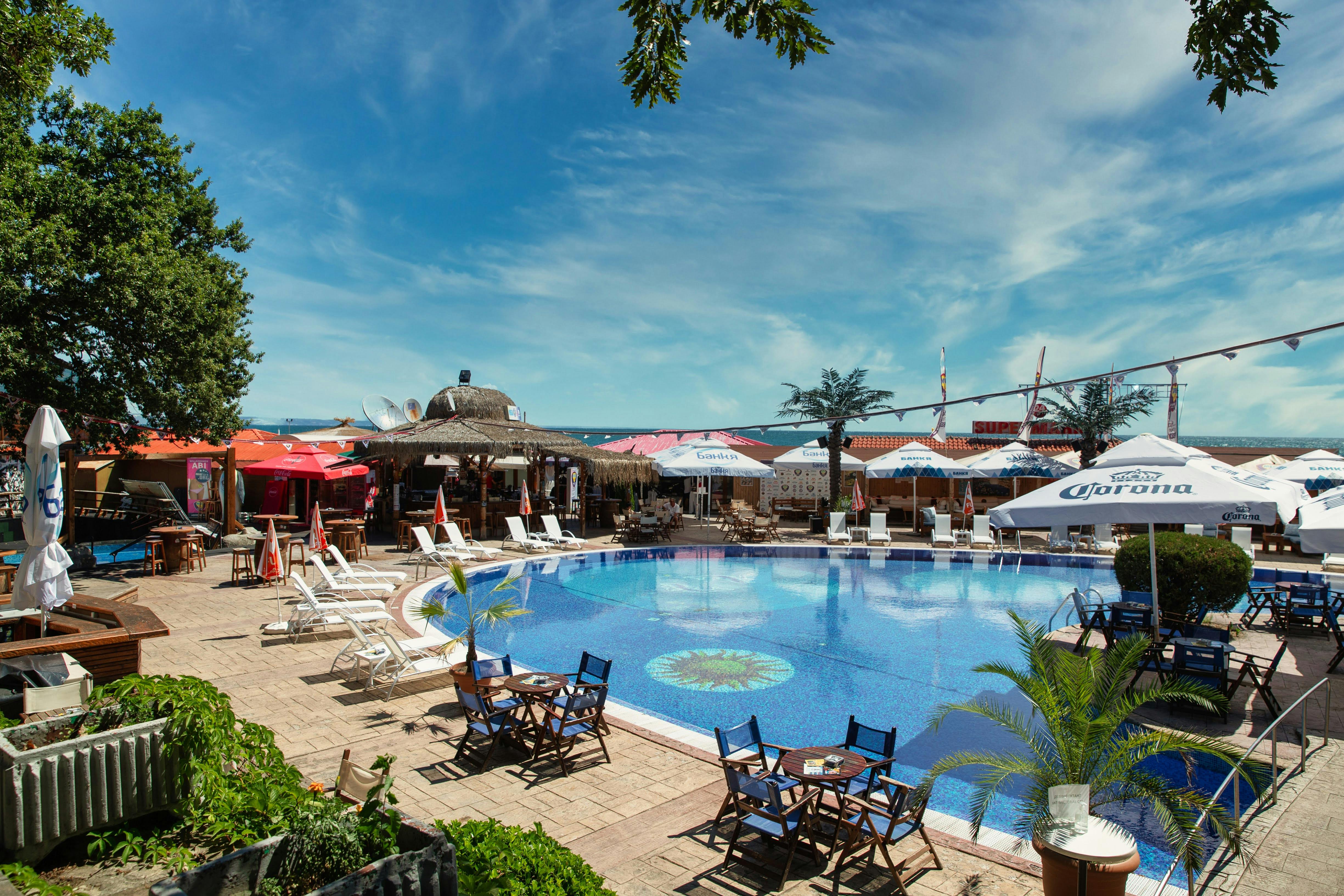 Idyllic Tropical Beach Resort · Free Stock Photo